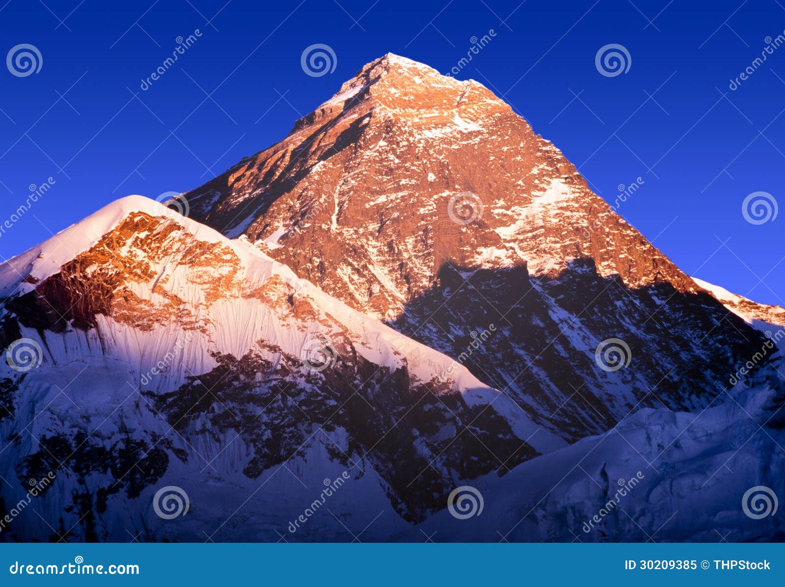Mount Everest stock image. Image of everest, patthar - 30209385