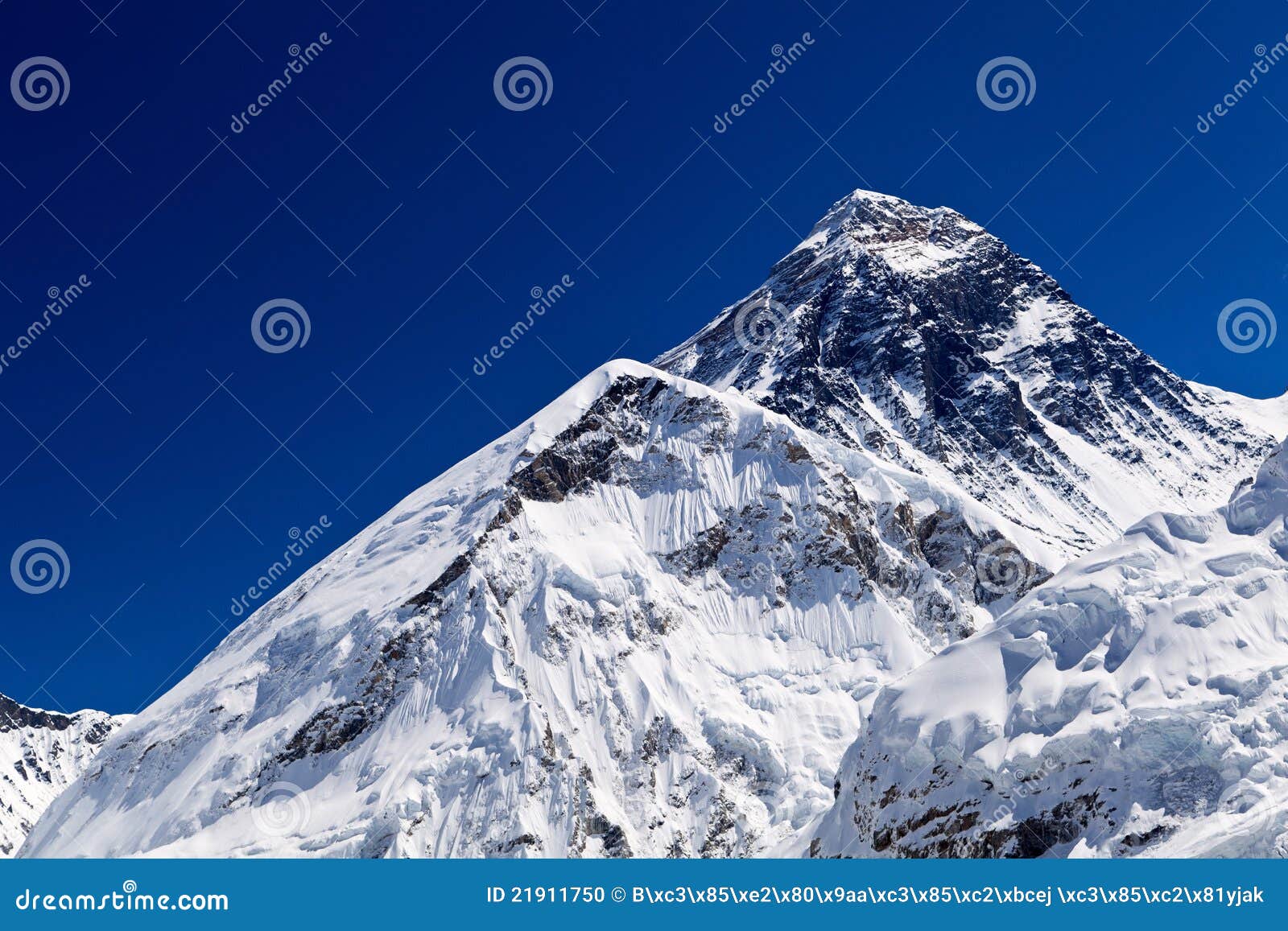 Mount Everest Summit stock photo. Image of pattar, cold - 21911750