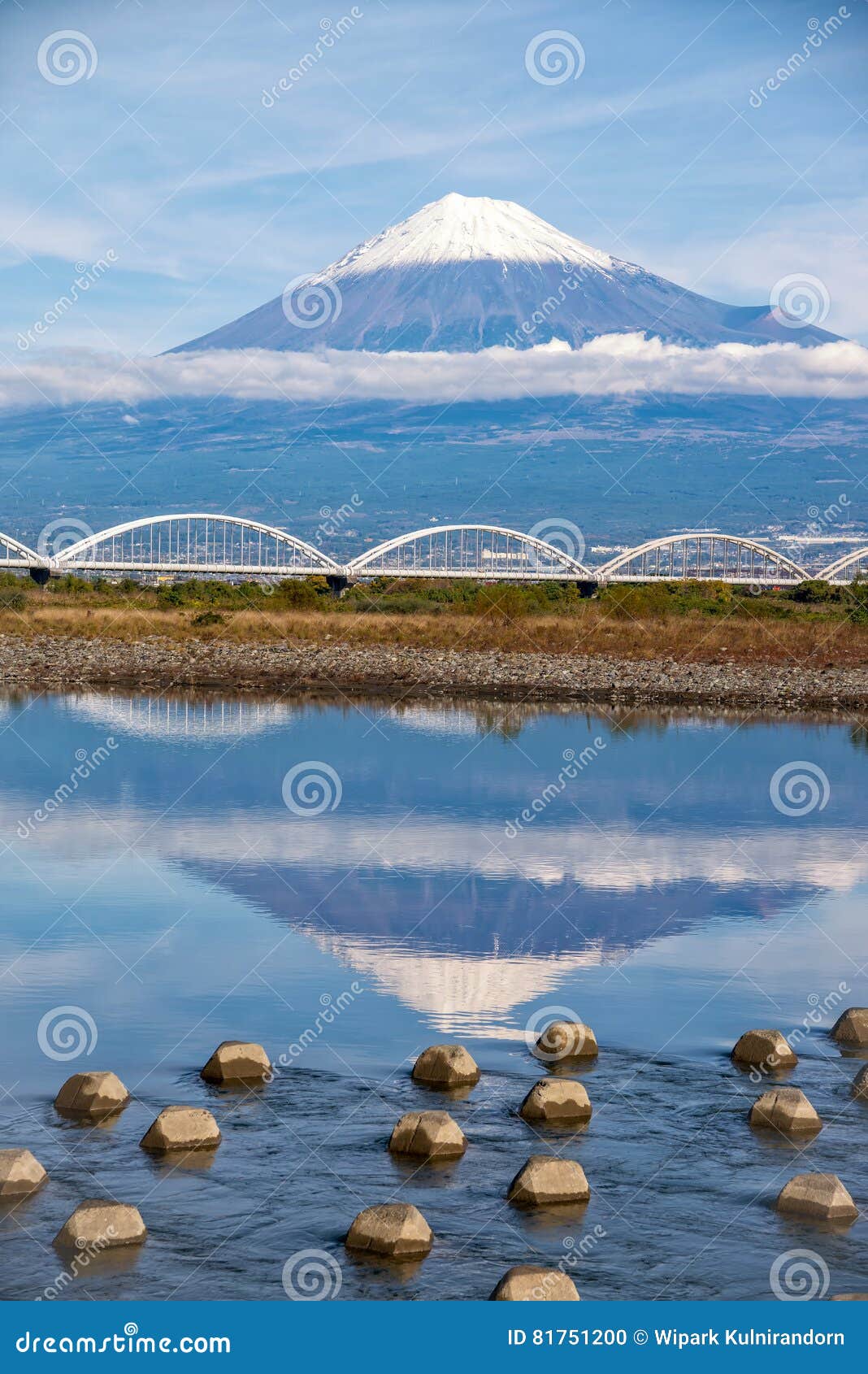 Mount Fuji with bridge stock photo. Image of lake, beautiful - 81751200
