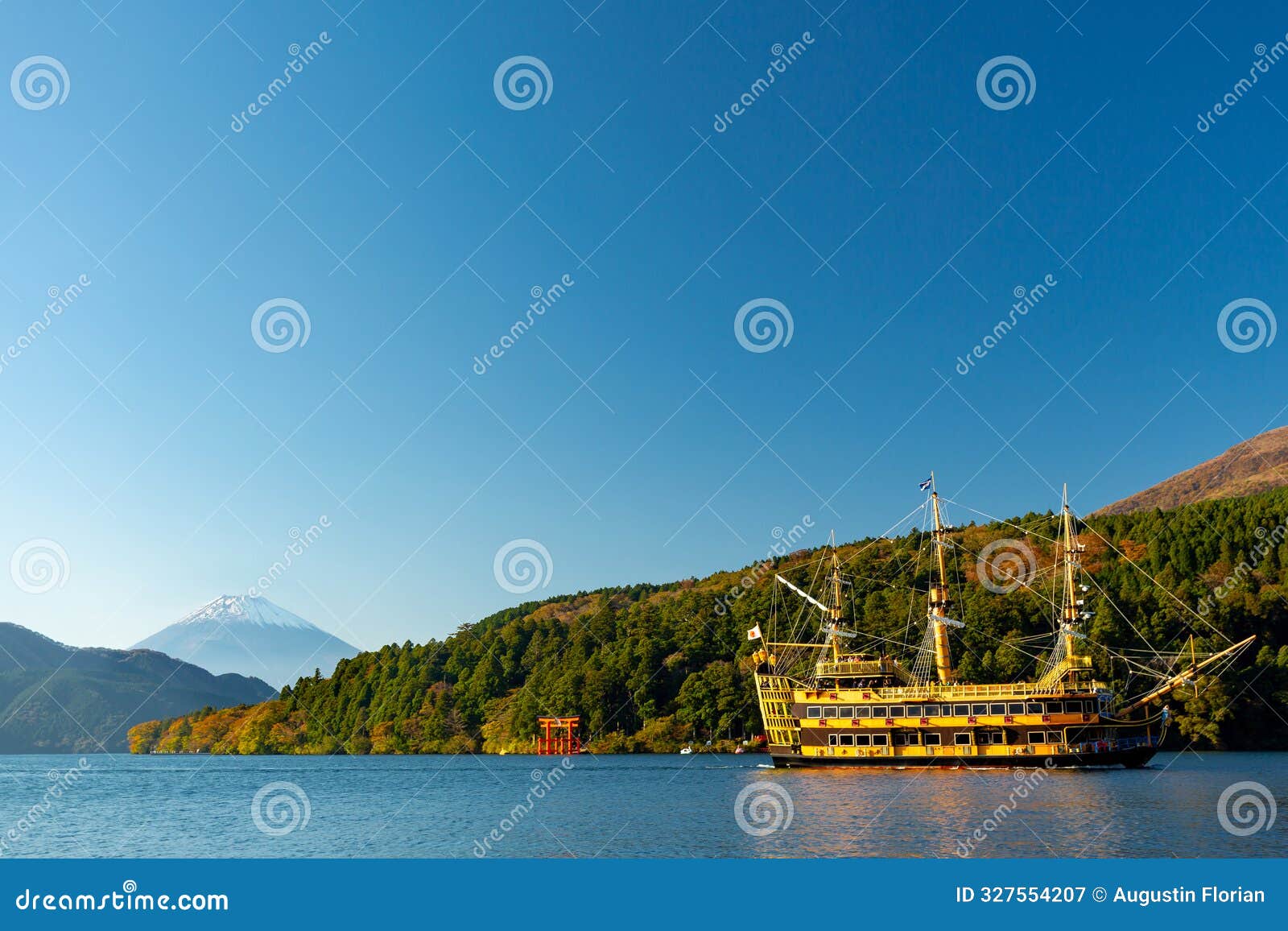 Mount Fuji, Japan. Lake Ashi in Hakone Stock Image - Image of autumn ...