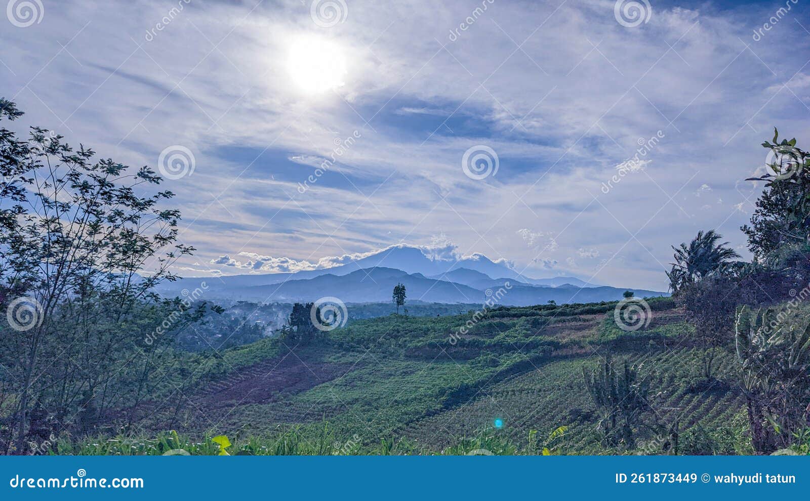 Mount gede pangrango stock image. Image of gunung, mount - 261873449