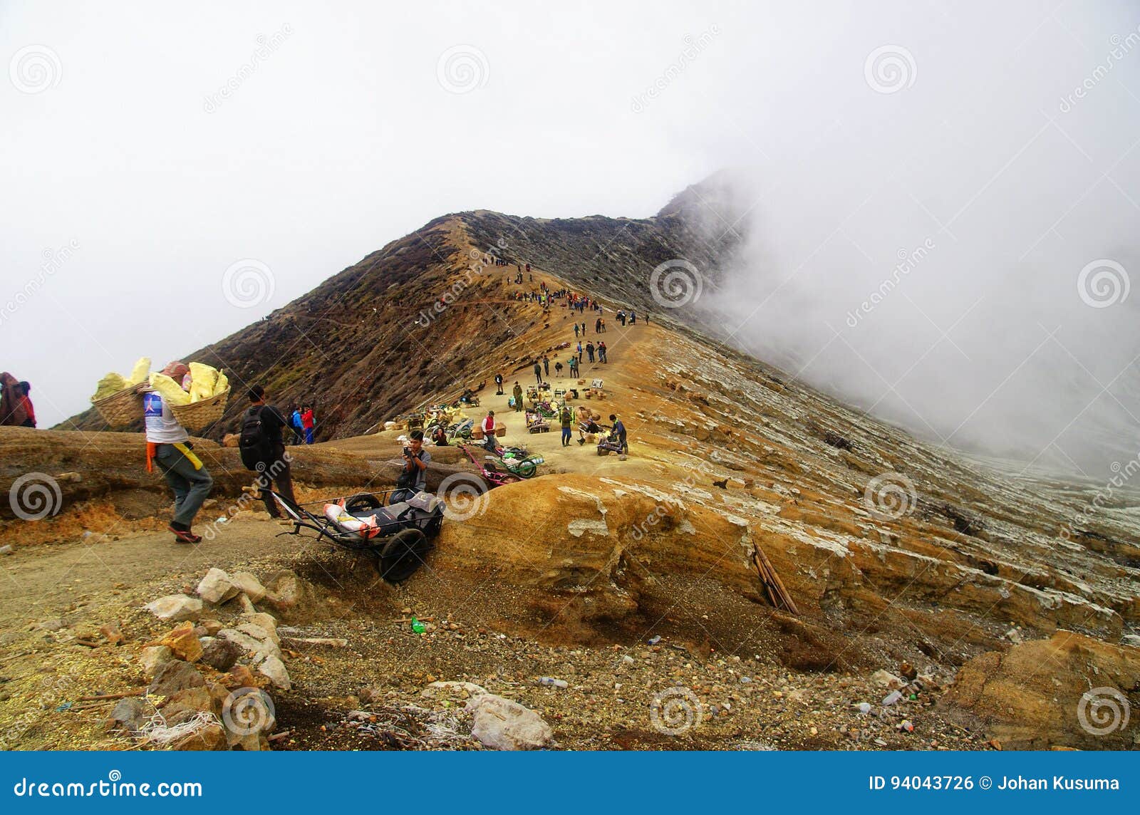 Mount Ijen editorial photo. Image of elevated, banyuwangi - 94043726