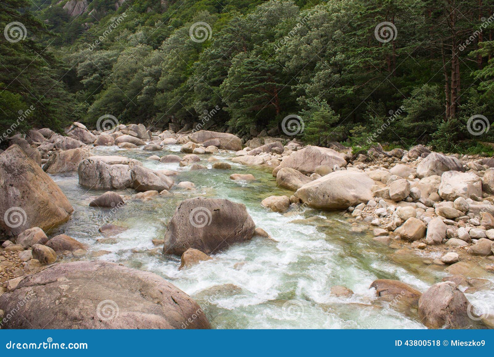 Mount Kumgang stock photo. Image of forest, mount, fast - 43800518