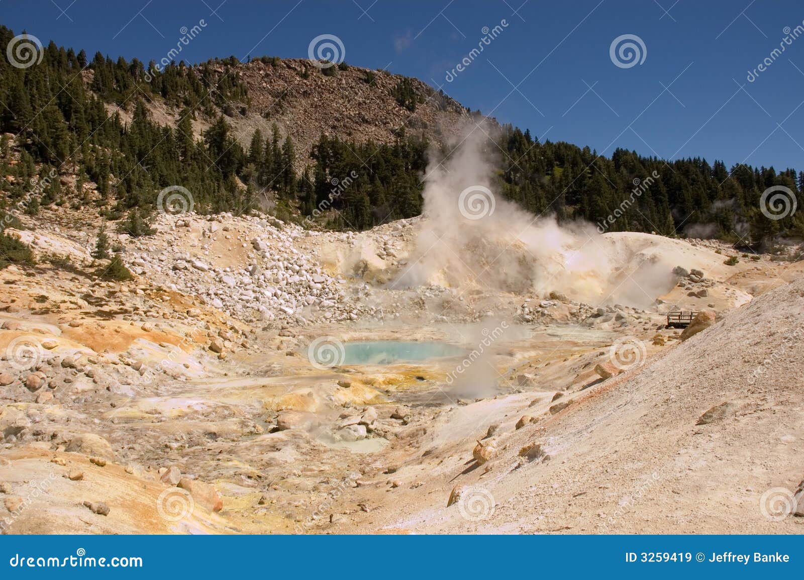 Mount Lassen Sulpher Springs Stock Image - Image of sulpher, volcanic ...