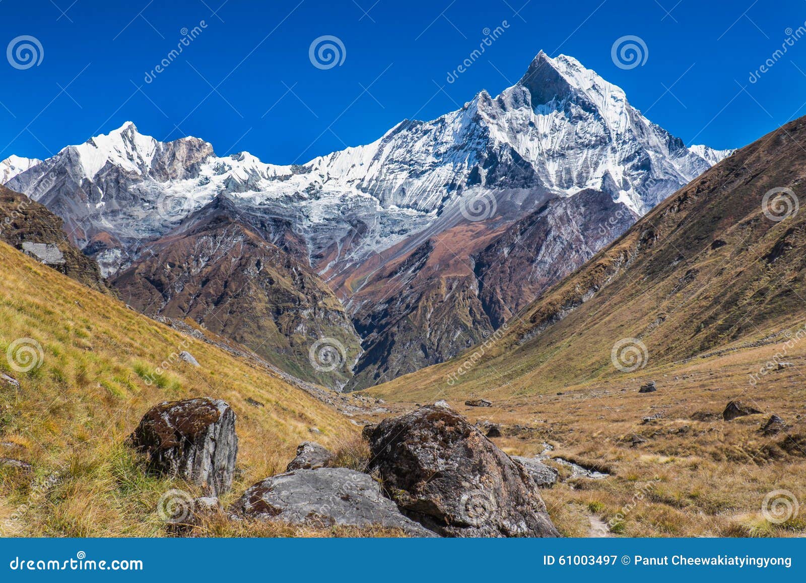Mount Machhapuchchhre and Fishtail Peak Stock Image - Image of mountain ...