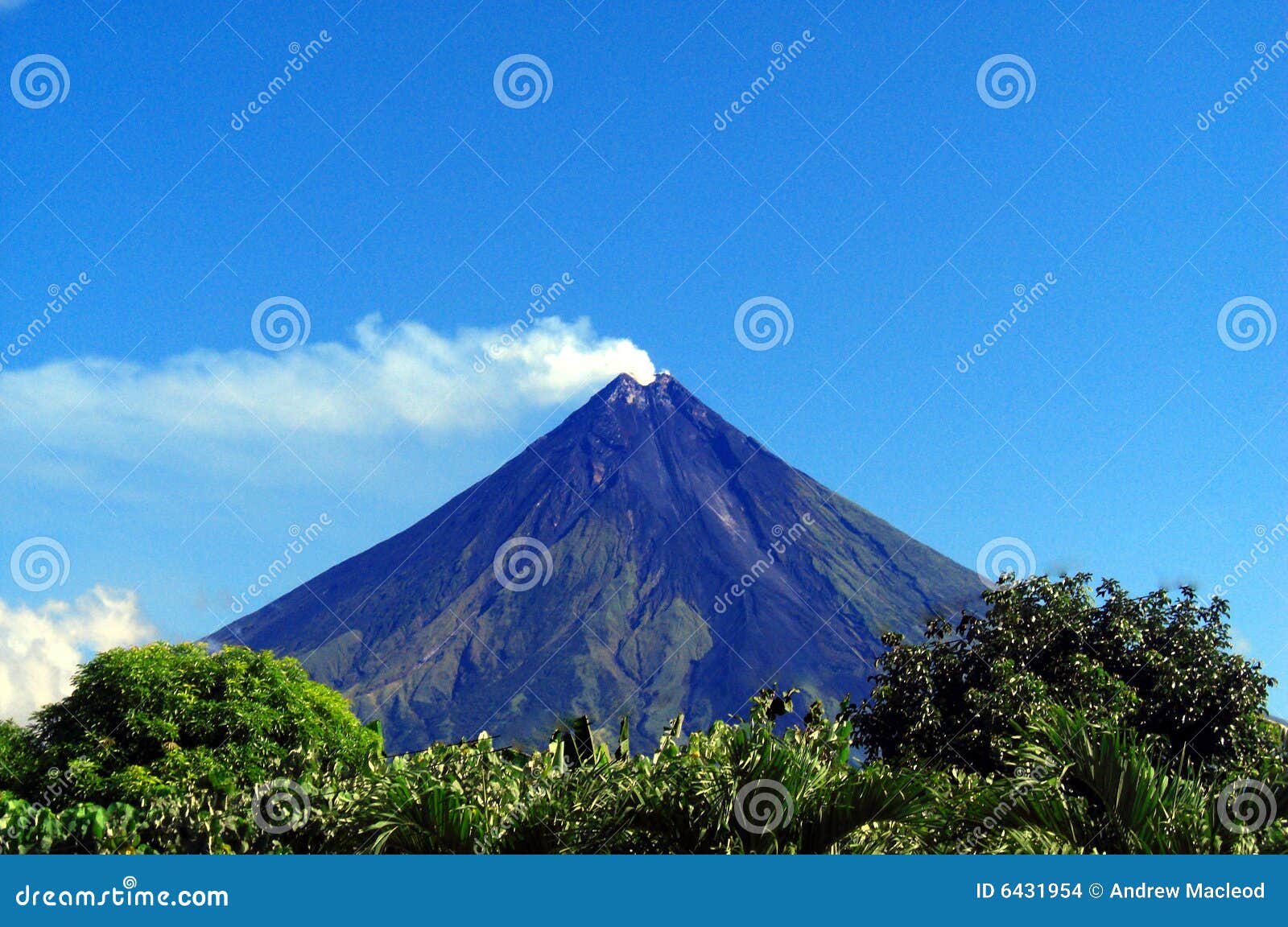 Mount Mayon stock photo. Image of mayon, philippines, bicol - 6431954