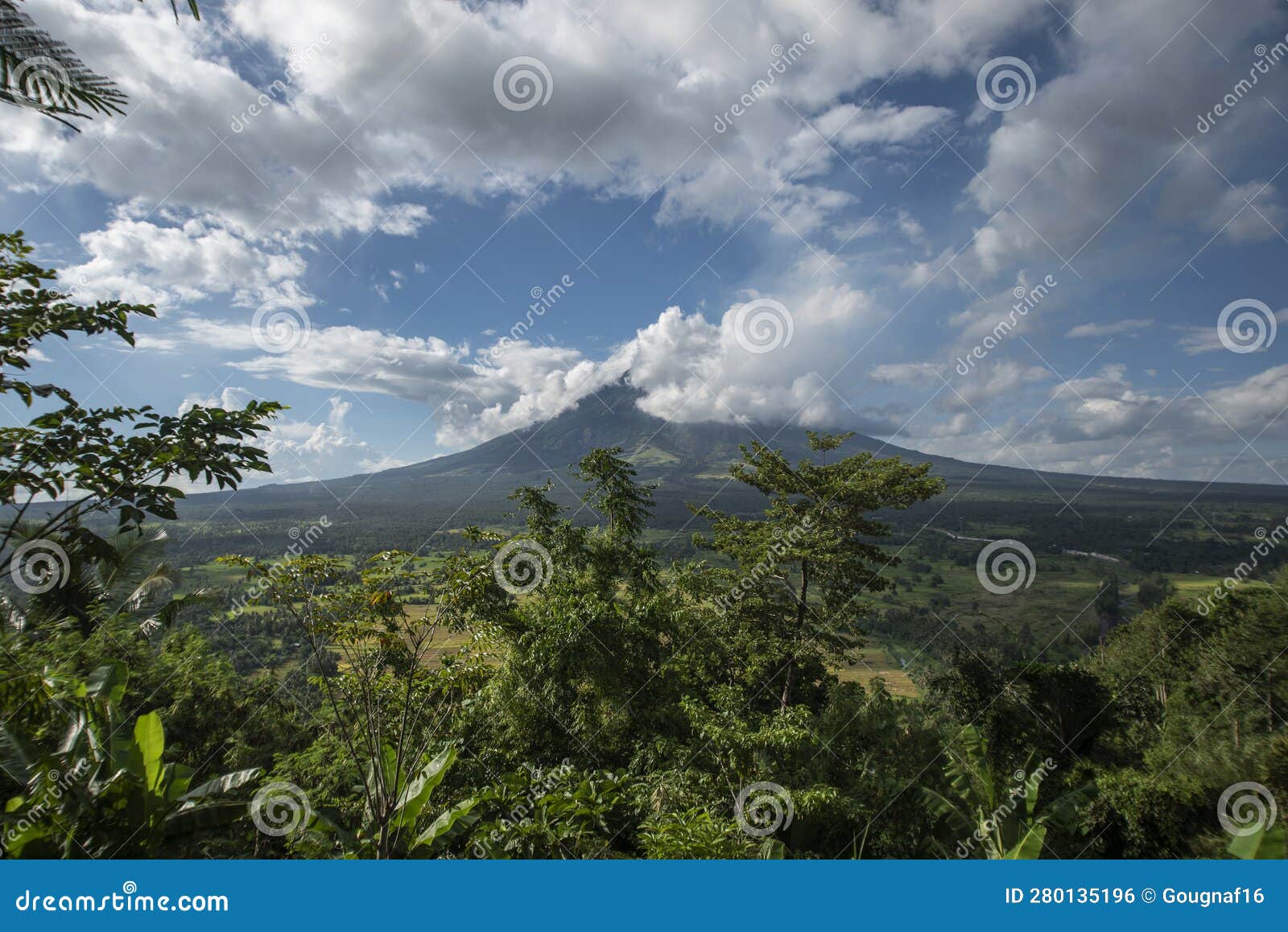 Mount Mayon Volcano in the Philippines Stock Photo - Image of nature ...