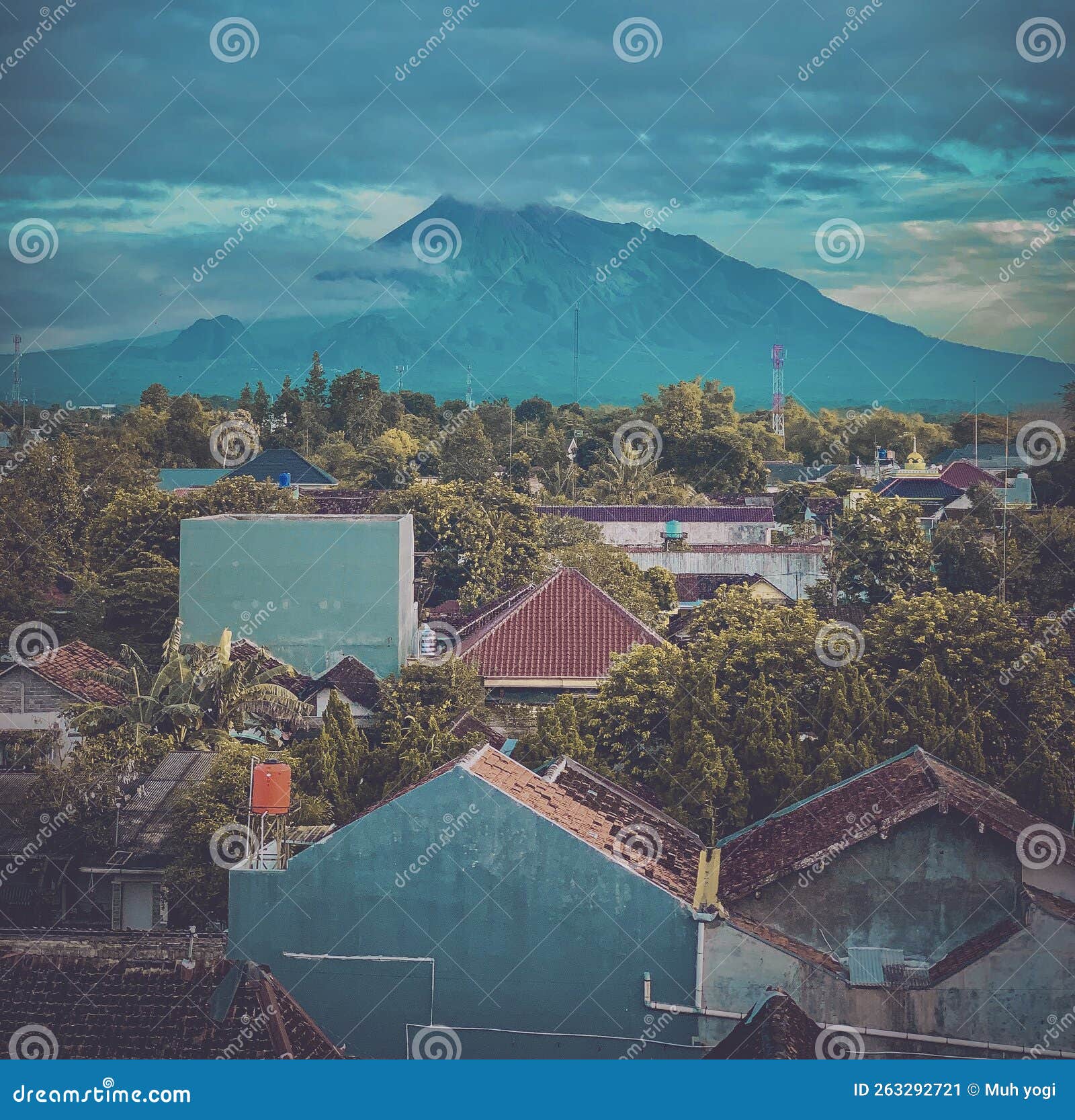 Mount merapi stock image. Image of increased, kilometers - 263292721