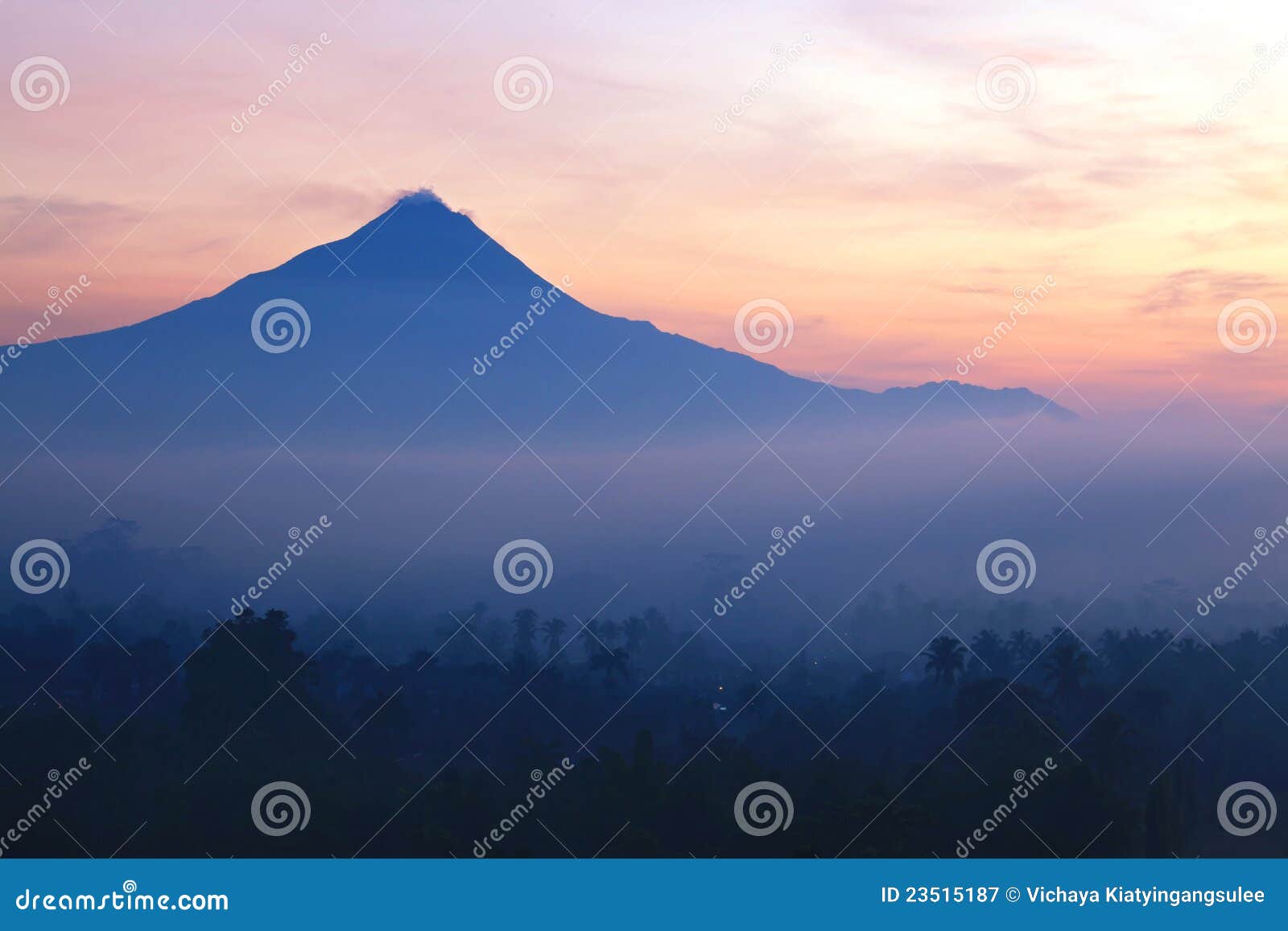 Mount Merapi Volcano Indonesia Stock Image - Image of pyroclastic ...