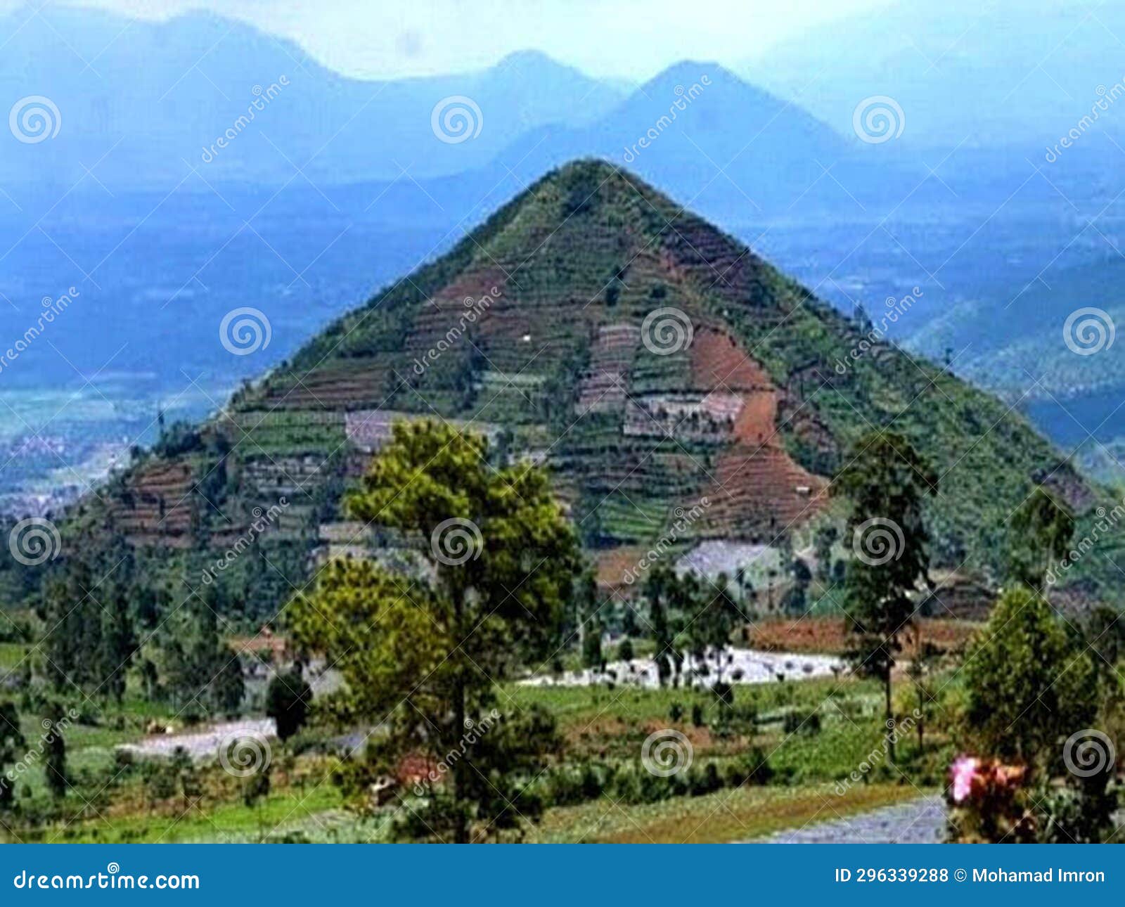 Mount Padang stock photo. Image of vacation, tourism - 296339288