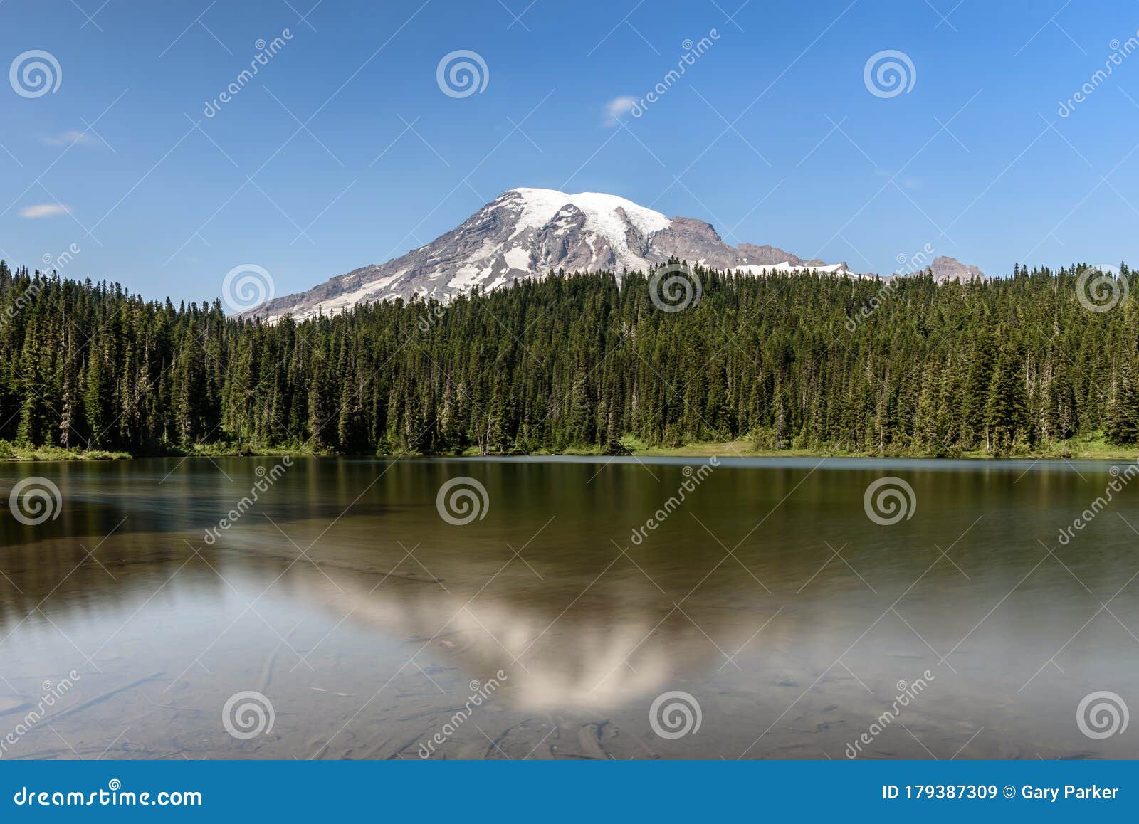 Mount Rainier, Washington State, Reflected in the Reflection Pools in ...