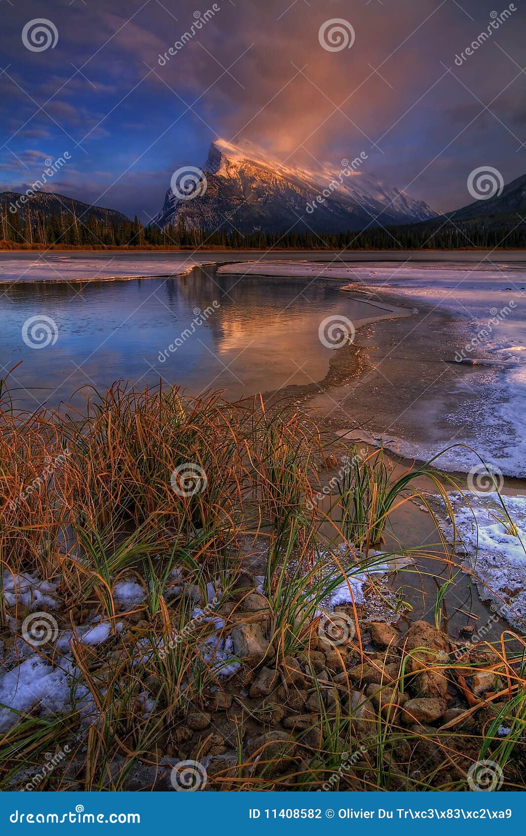 Mount Rundle at sunset stock photo. Image of sunset, banff - 11408582
