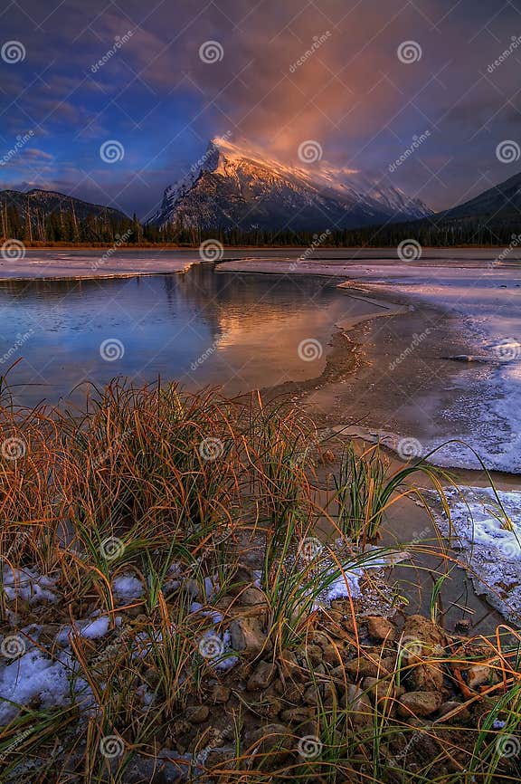 Mount Rundle at sunset stock photo. Image of sunset, banff - 11408582