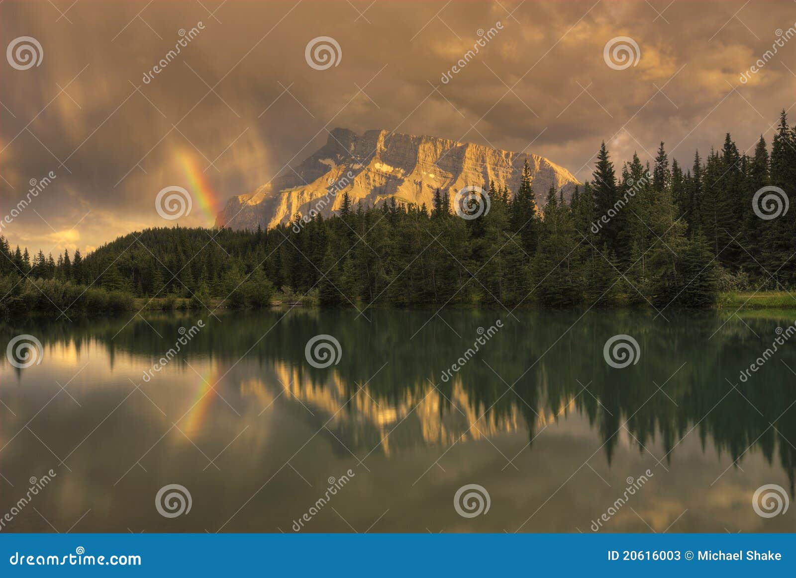 Mount Rundle Sunset Rainbow Stock Image - Image of rockies, rundle ...