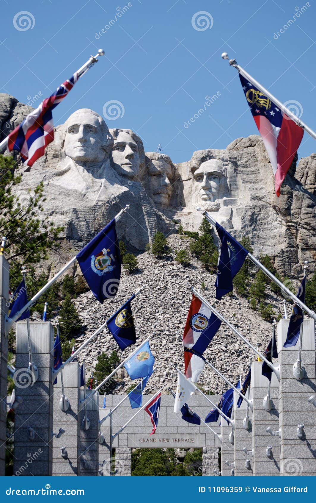 Mount Rushmore with State Flags Stock Image - Image of lincoln, dakota ...