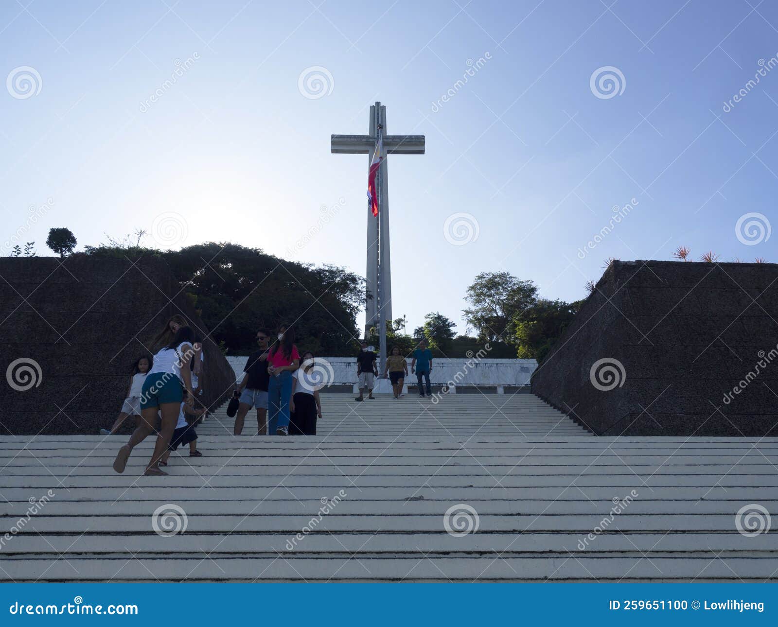 Mount Samat Memorial Cross, Bataan, Philippines Editorial Image - Image ...
