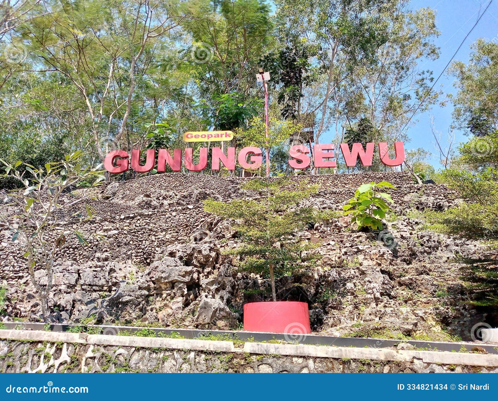 Mount Sewu Natural Science Tourist Attraction in Pracimantoro Wonogiri ...