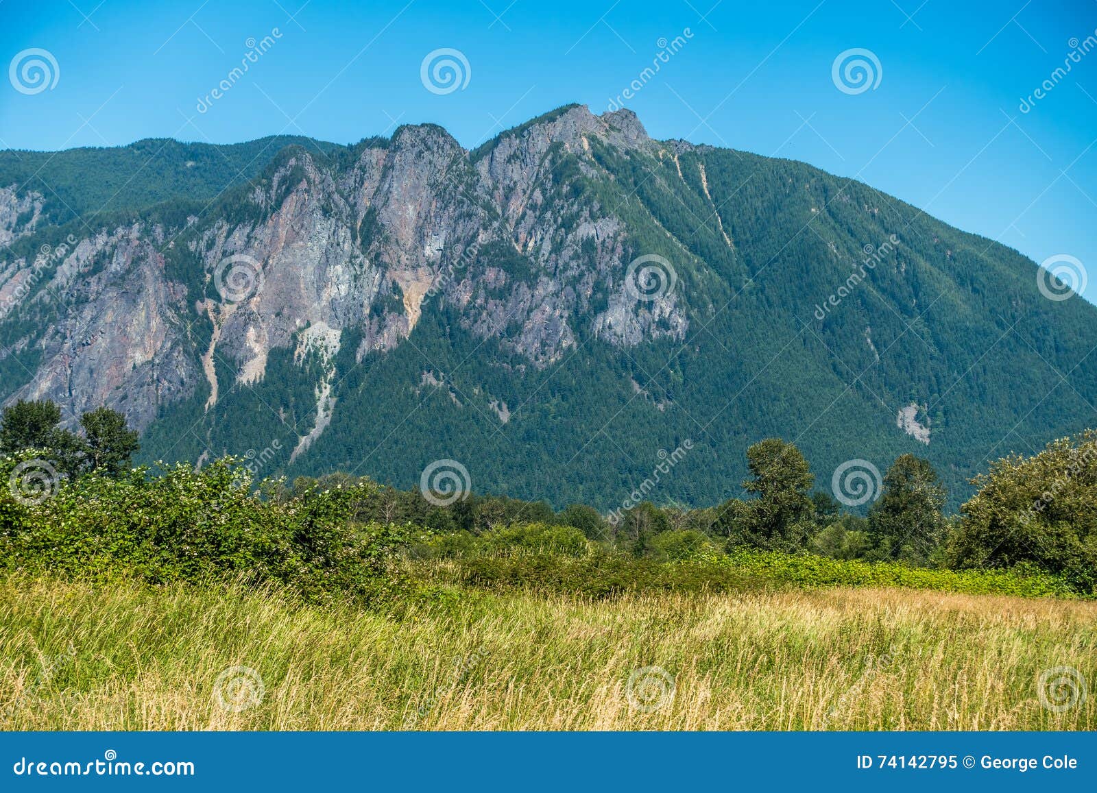 Mount Si in North Bend 2 stock image. Image of outdoors - 74142795
