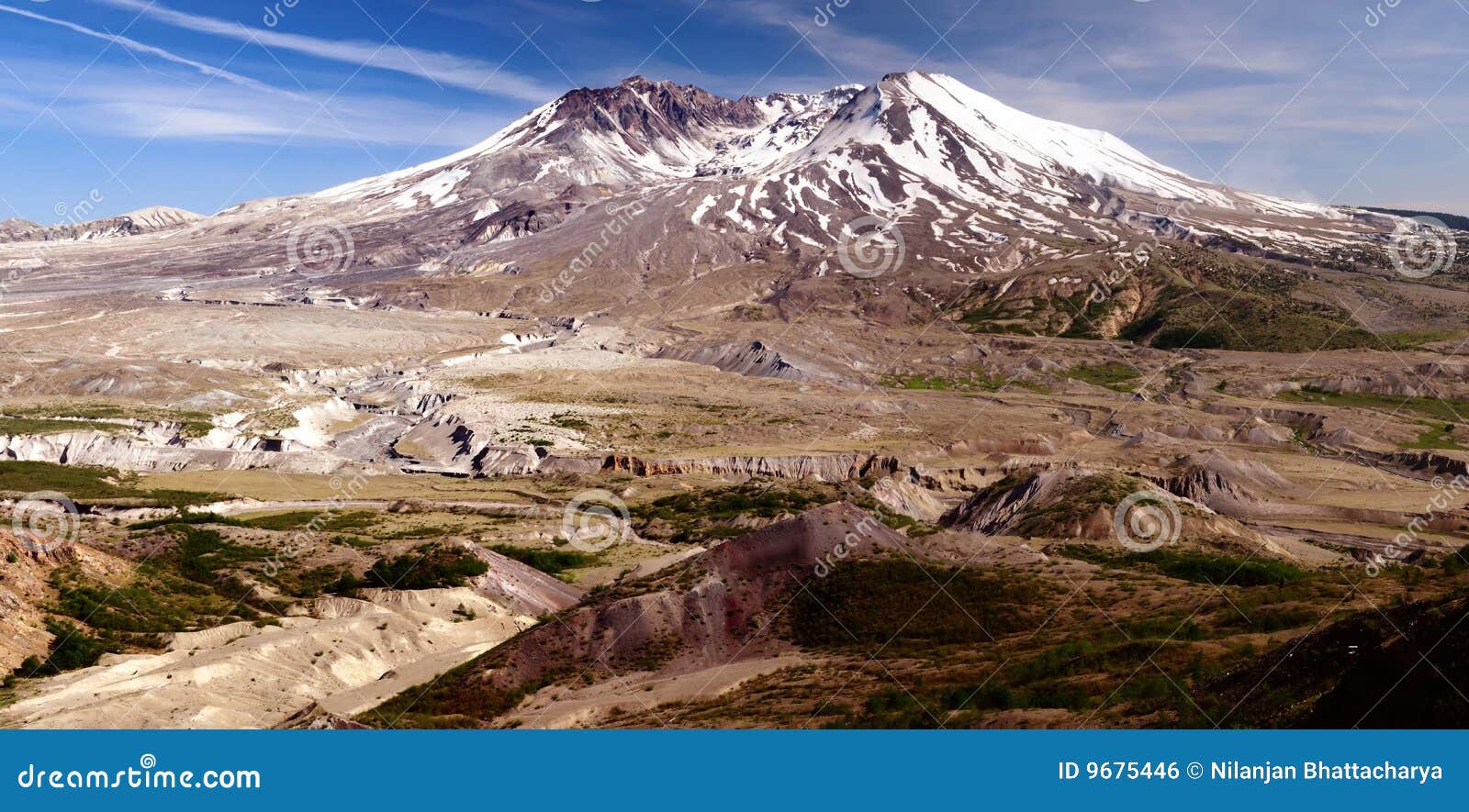 Mount St. Helens Active Volcano Stock Photo - Image of huge, covered ...