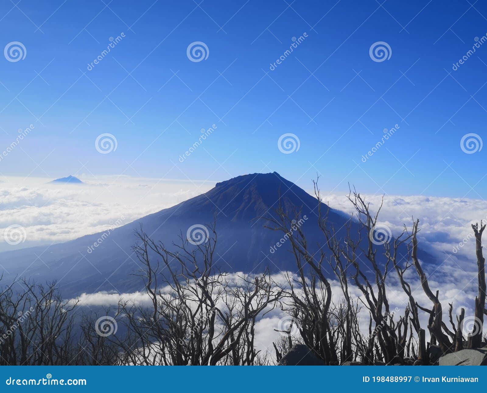 Mount Sumbing Seen from Mount Sindoro Stock Image - Image of sindoro ...