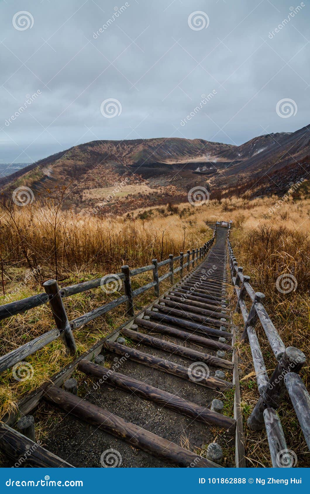 Mount. Usu ropeway. editorial stock photo. Image of hokkaido - 101862888