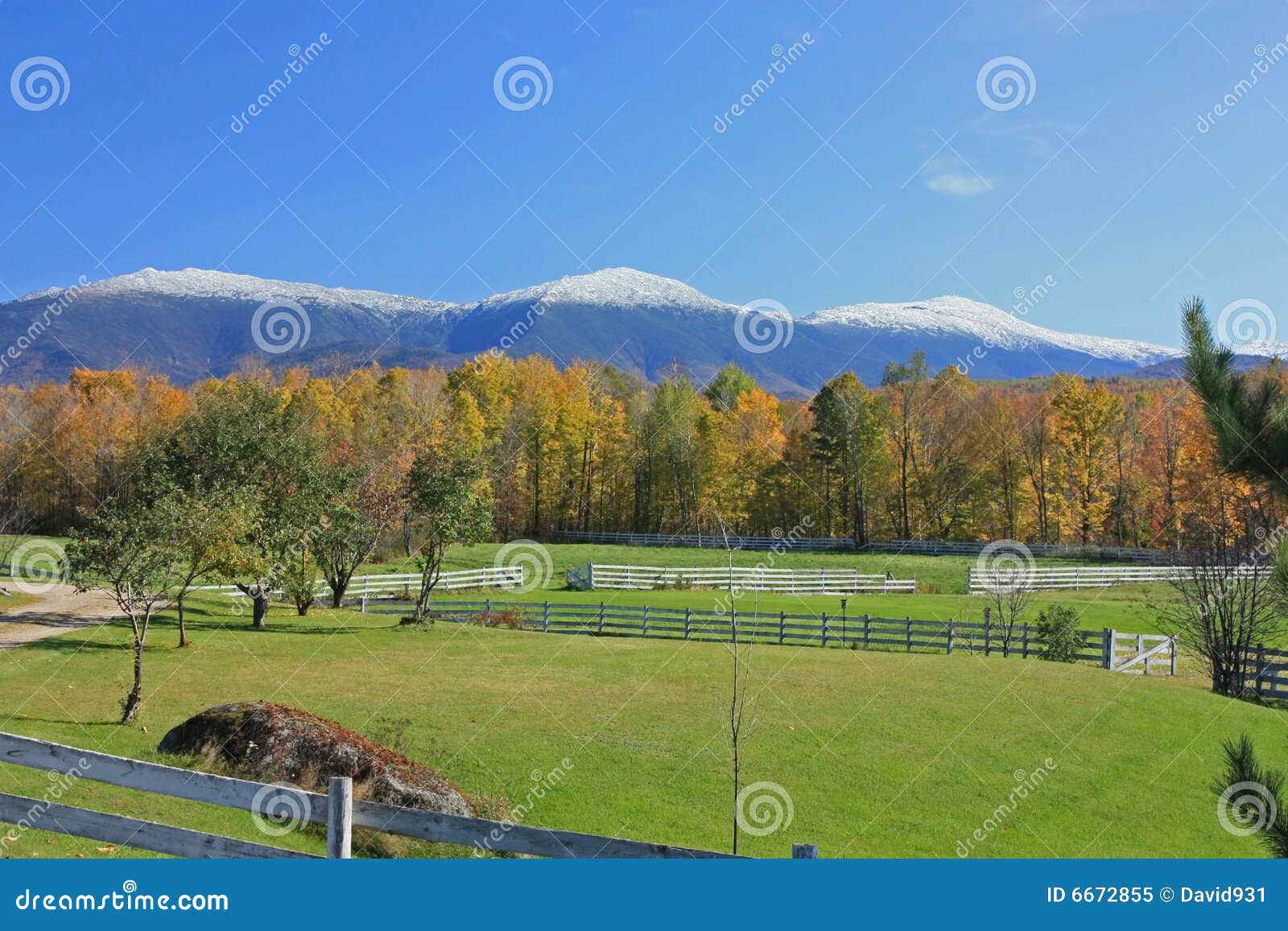 Mount Washington stock image. Image of fall, farm, travel - 6672855