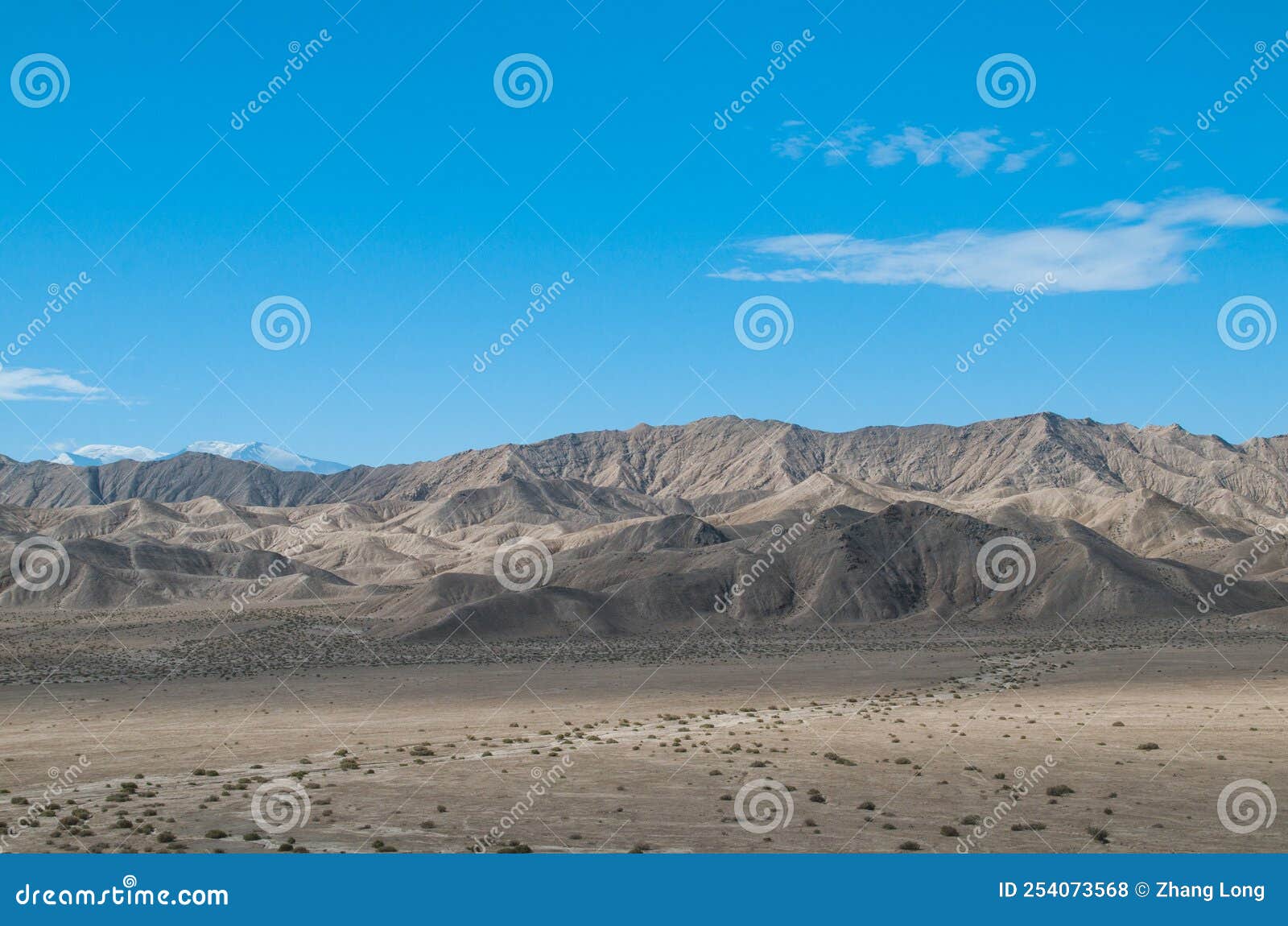 Mountain altun tagh stock photo. Image of river, mountain - 254073568