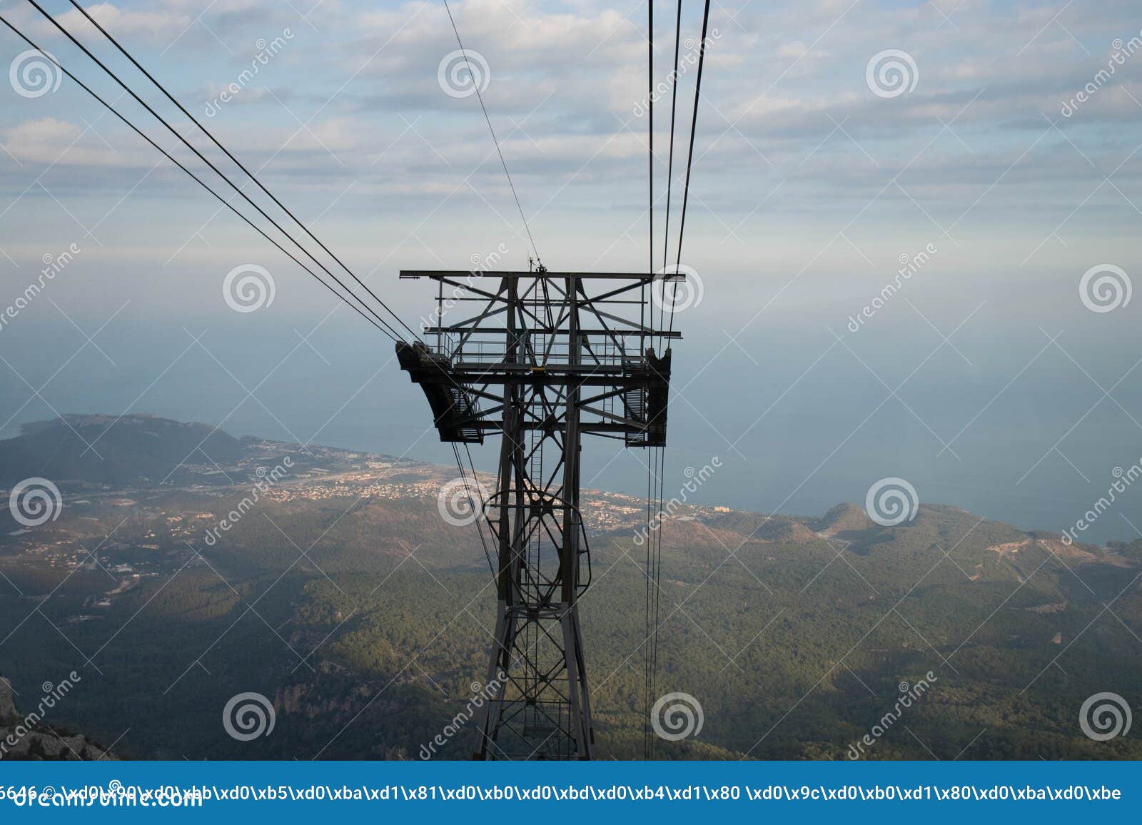 Mountain Cable Car, Cable Car Ride To the Highest Mountain Stock Photo ...