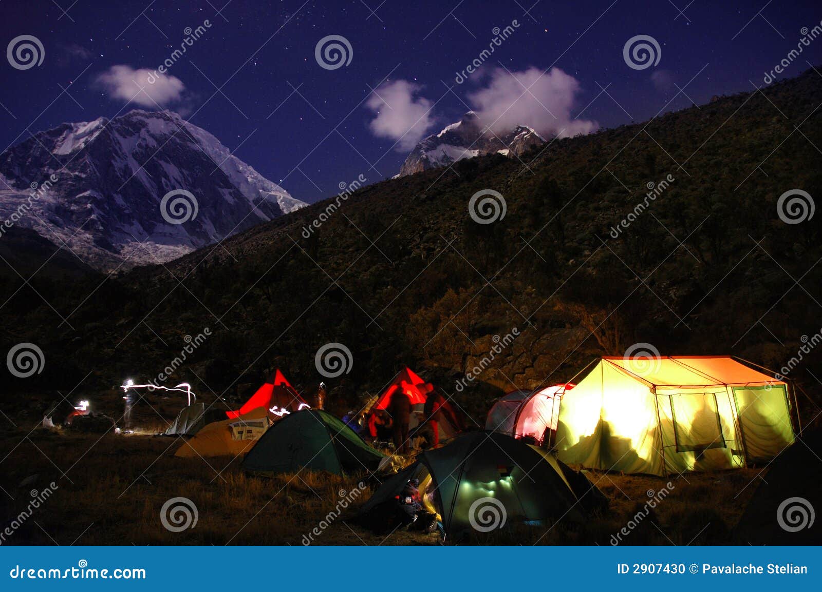Mountain camping at night stock photo. Image of glow, dark - 2907430