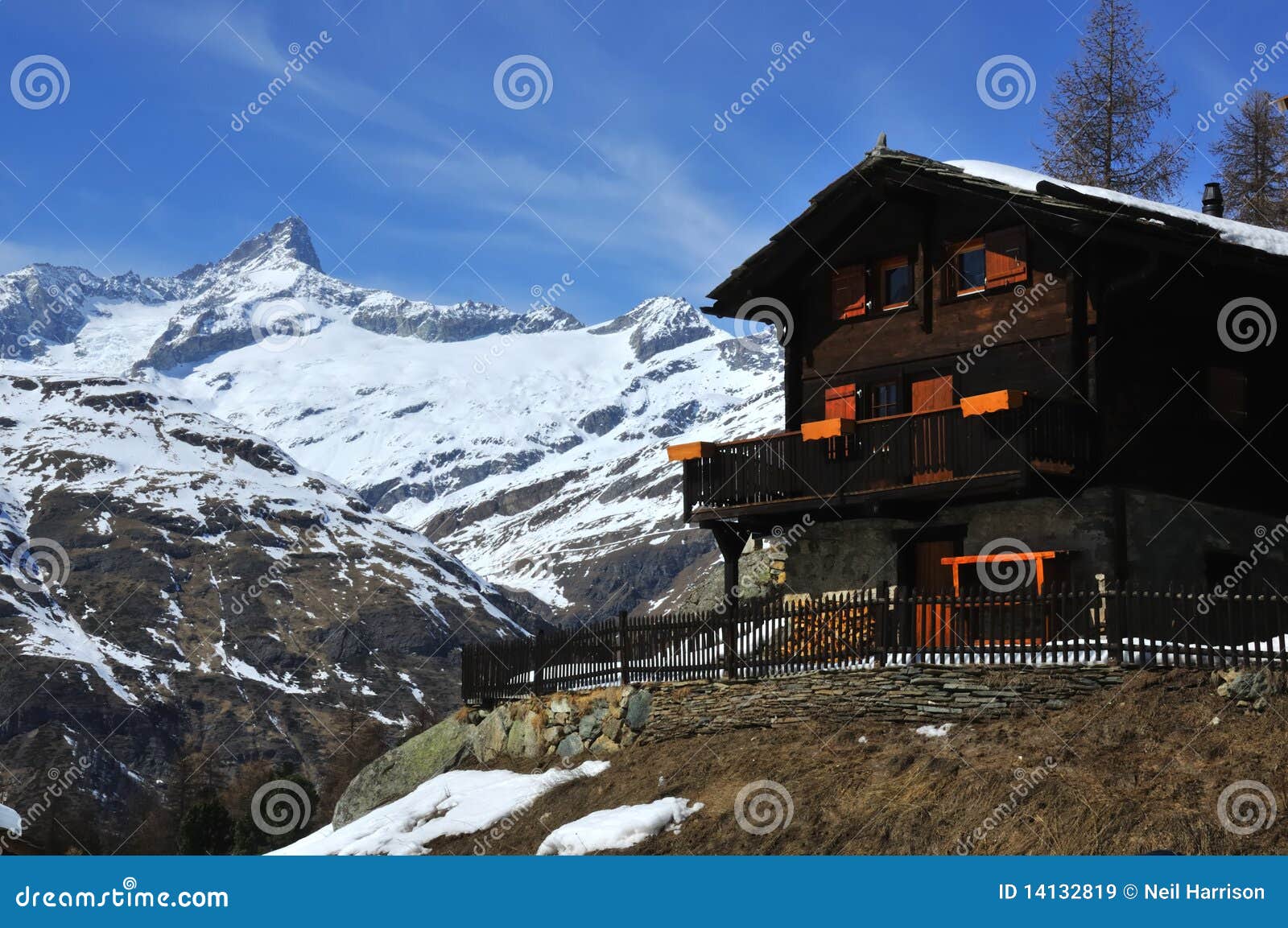 Mountain Chalet stock image. Image of walls, snow, glaciers - 14132819