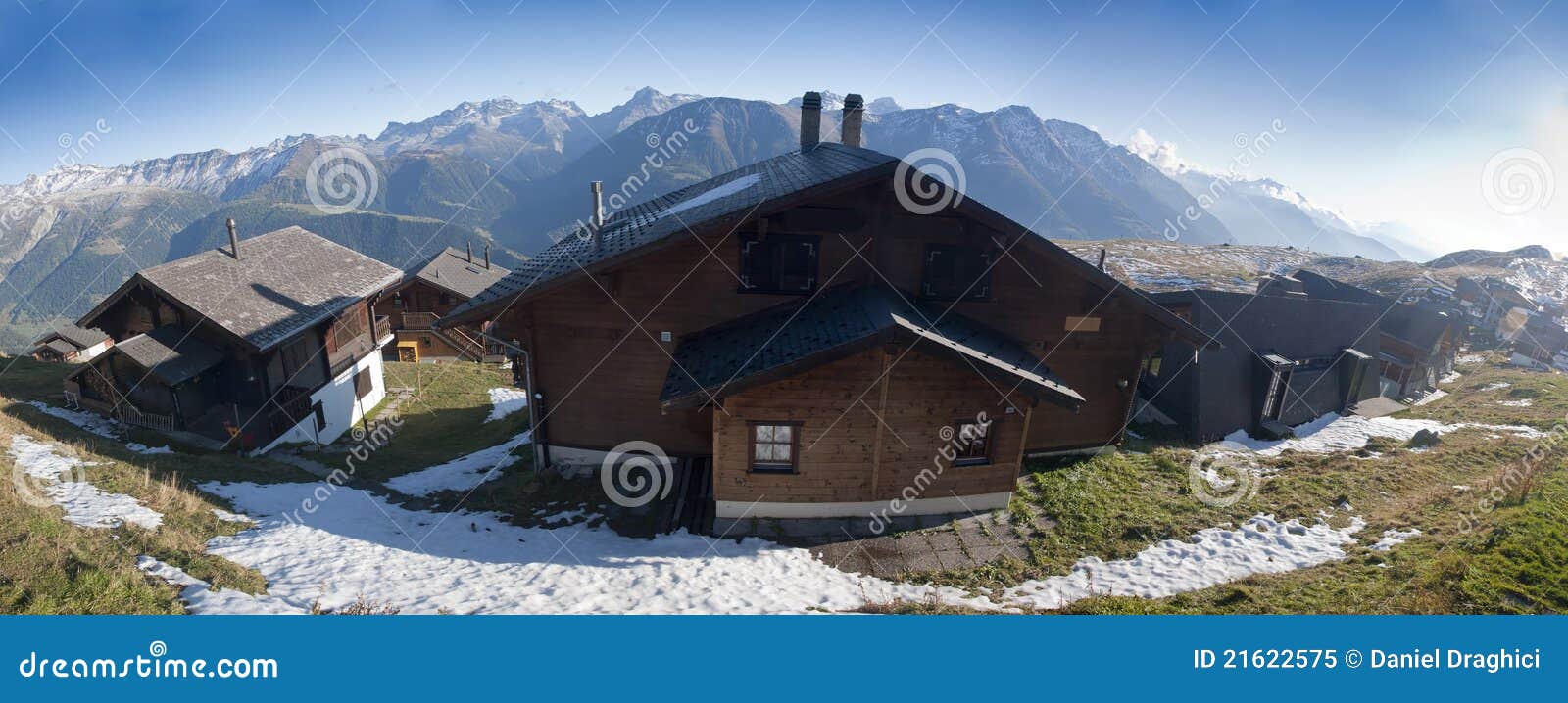 Mountain chalet stock image. Image of resort, sublime - 21622575