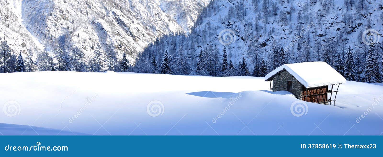 Mountain Chalet in the Snow Landscape Stock Image - Image of village ...