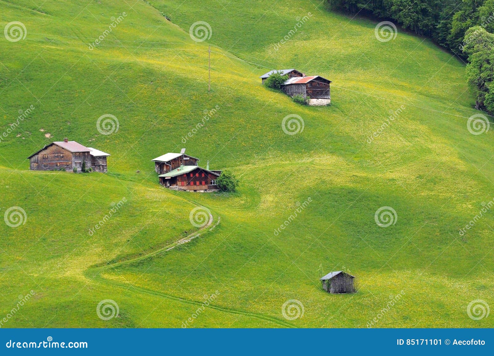 Mountain Cottages in the Austrian Alps Stock Image - Image of archi ...