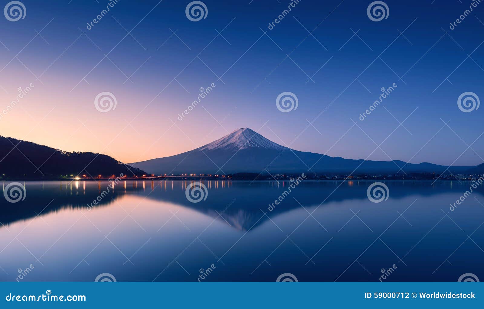 Mountain Fuji at Dawn with Peaceful Lake Reflection Stock Photo - Image ...