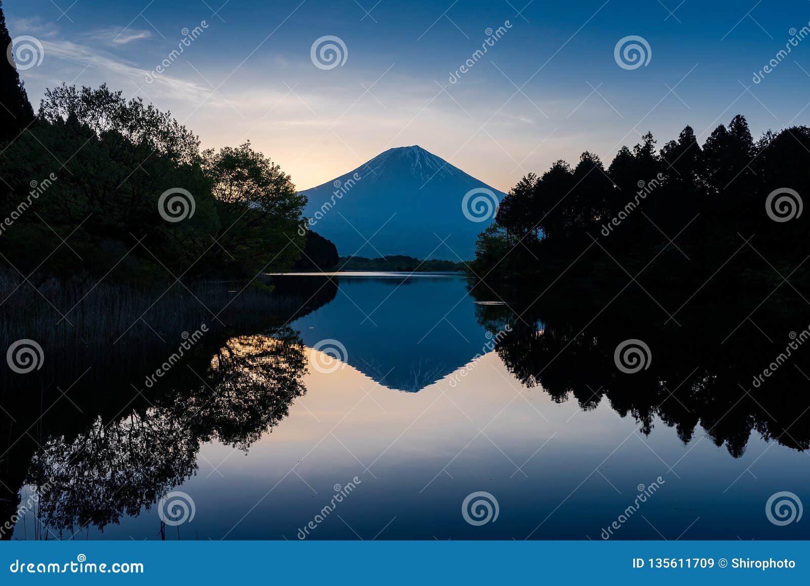 .Mountain Fuji in Sunrise Time Stock Image - Image of view, morning ...