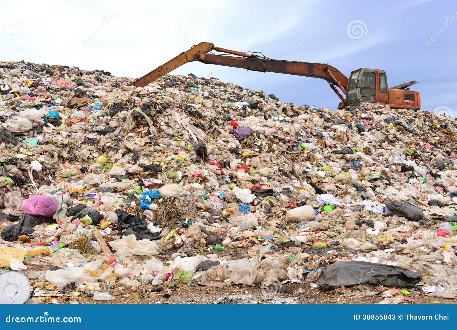 Mountain of garbage stock image. Image of dumped, garbage - 38855843