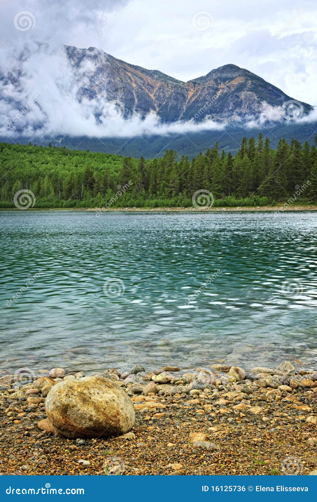 Mountain Lake in Jasper National Park Stock Photo - Image of mountain ...