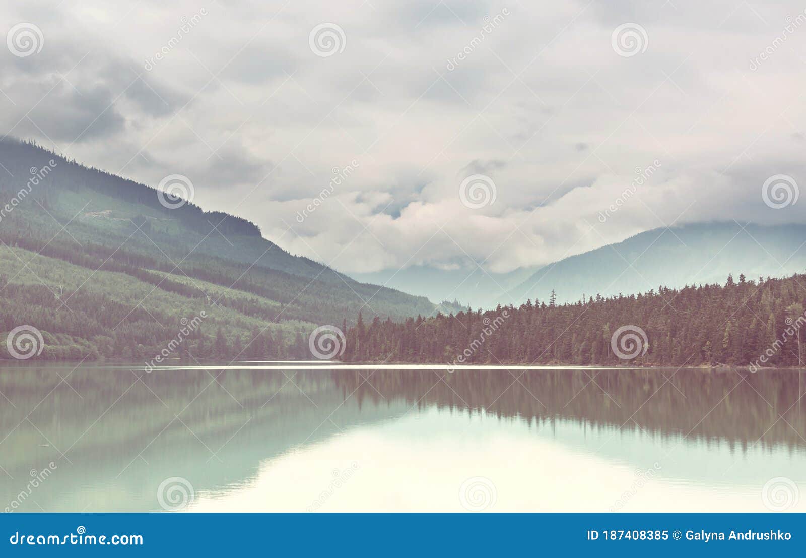 Mountain lake stock image. Image of amazing, beautiful - 187408385