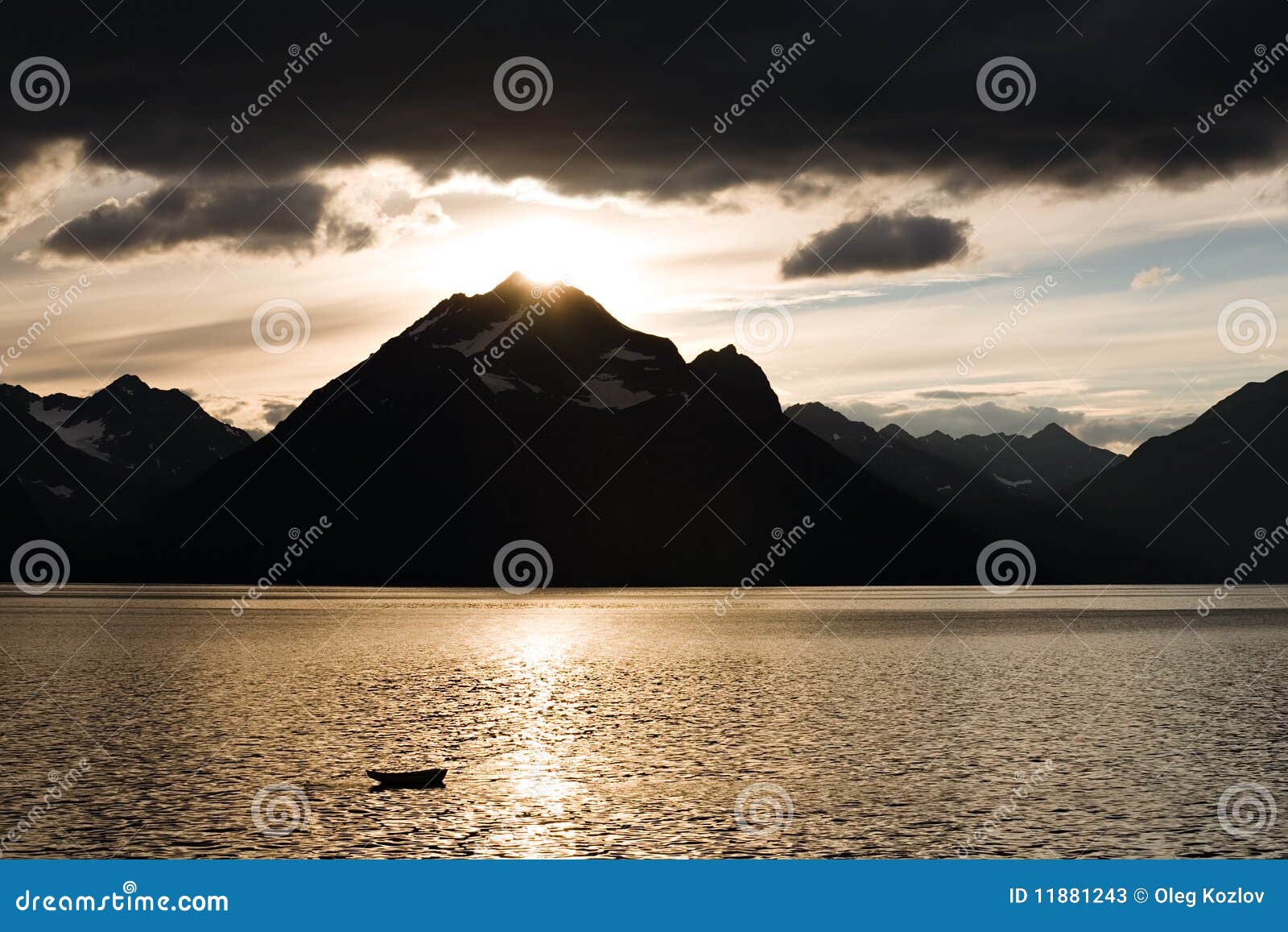 Mountain lake sunset stock image. Image of scenic, black - 11881243