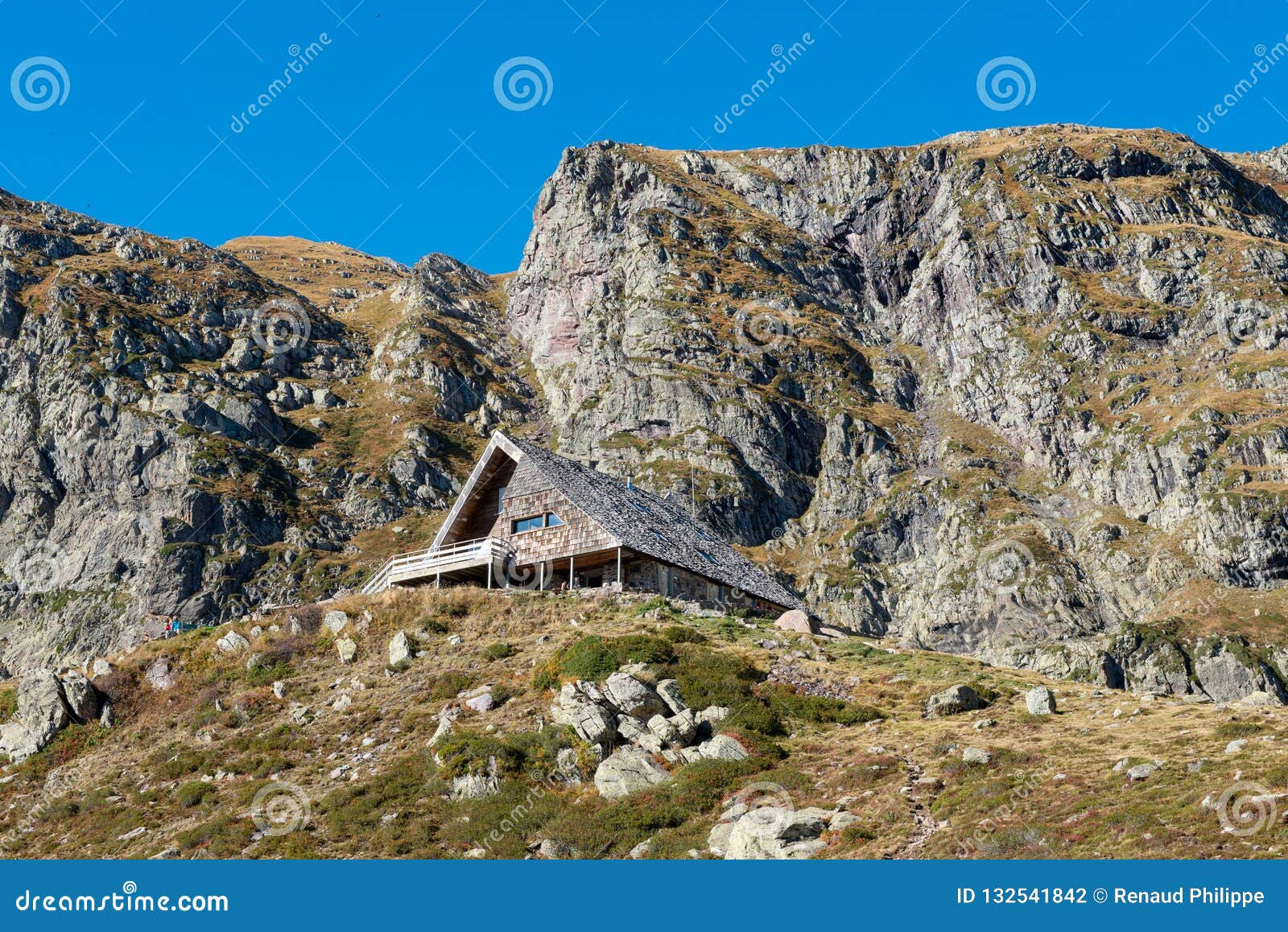 Mountain Landscape with a Refuge Stock Photo - Image of cime, scenic ...