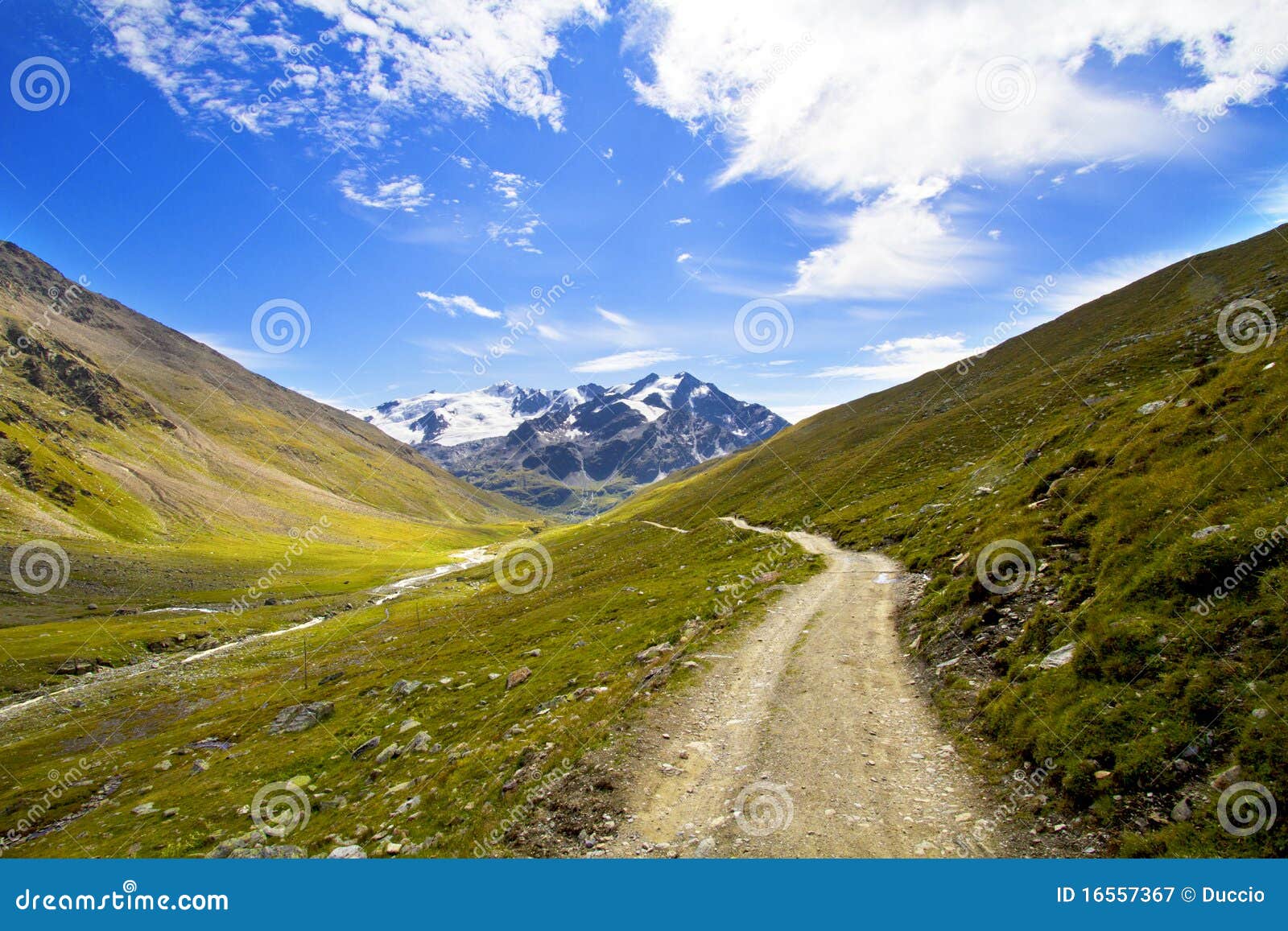 Mountain path stock image. Image of soleffiata, road - 16557367