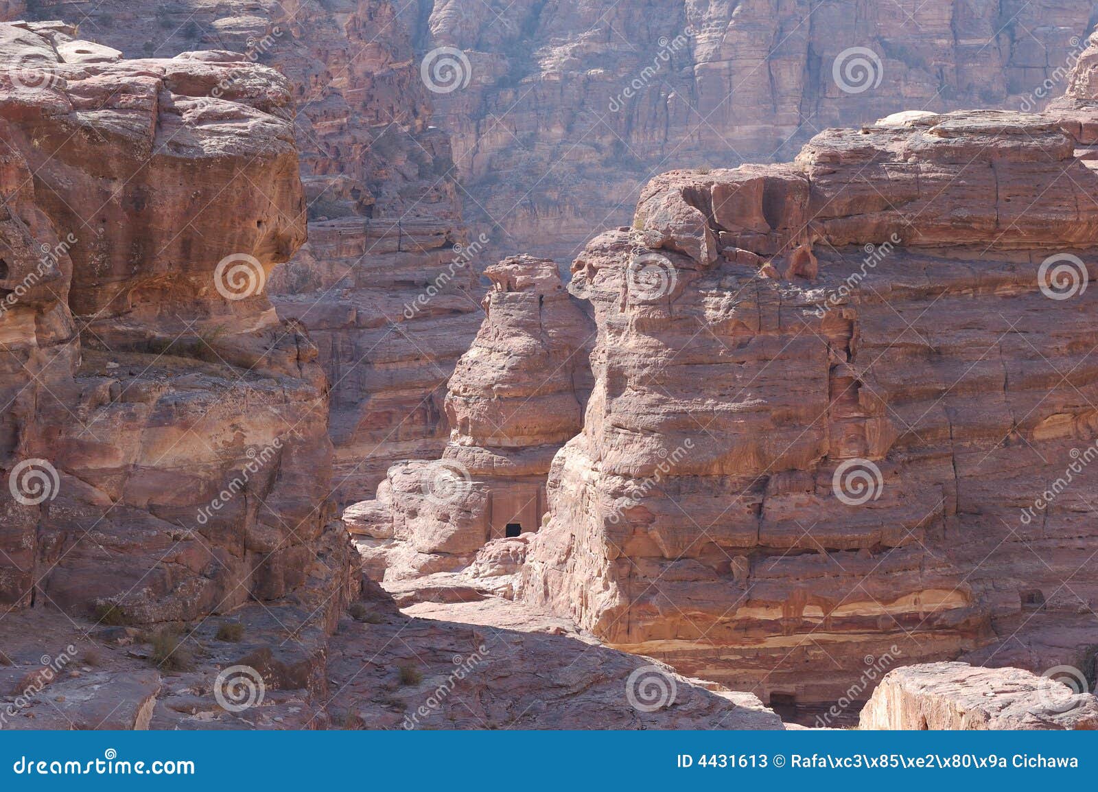 The Mountain - Petra in Jordan Stock Image - Image of carved, daytime ...