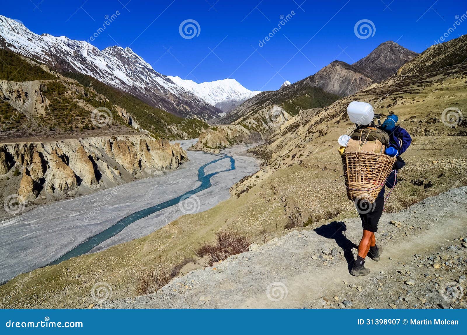 Mountain Porter Carrying Heavy Load Stock Image - Image of himalaya ...