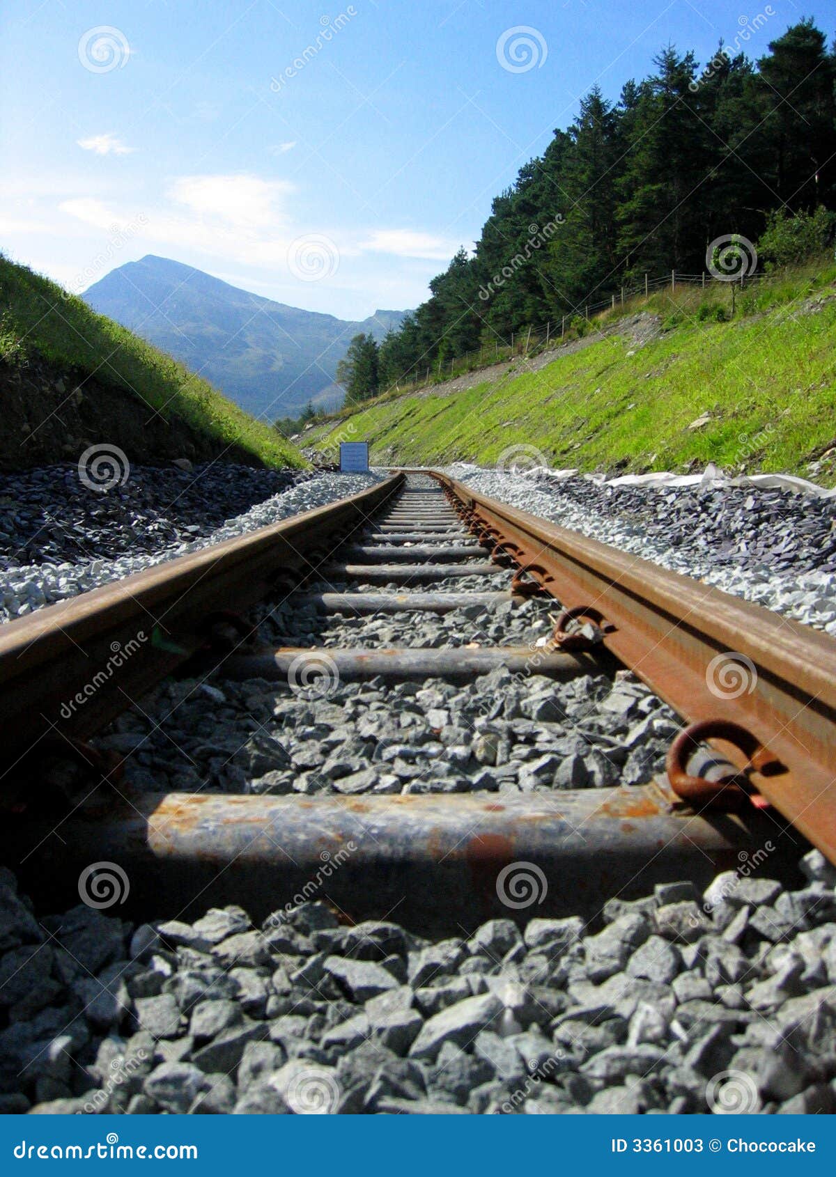 Mountain railway tracks stock image. Image of railway - 3361003