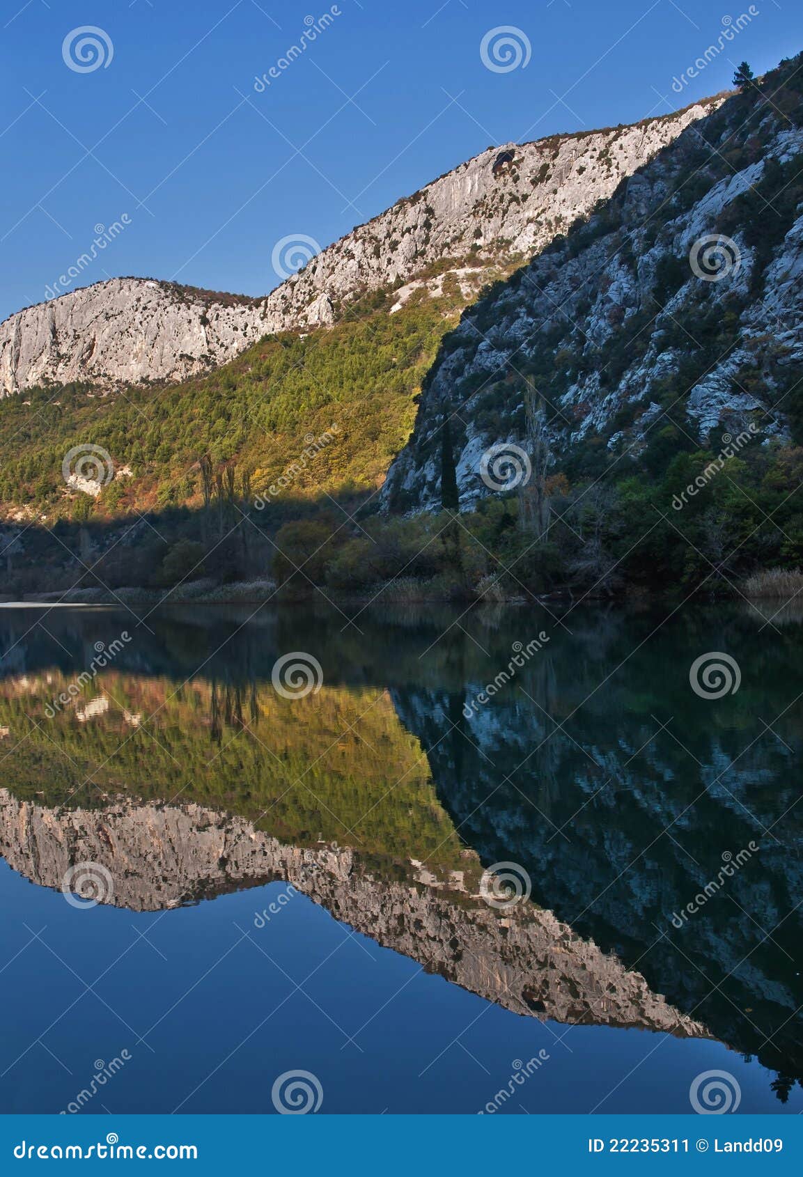 Mountain Reflection in Water Stock Image - Image of color, gleaming ...