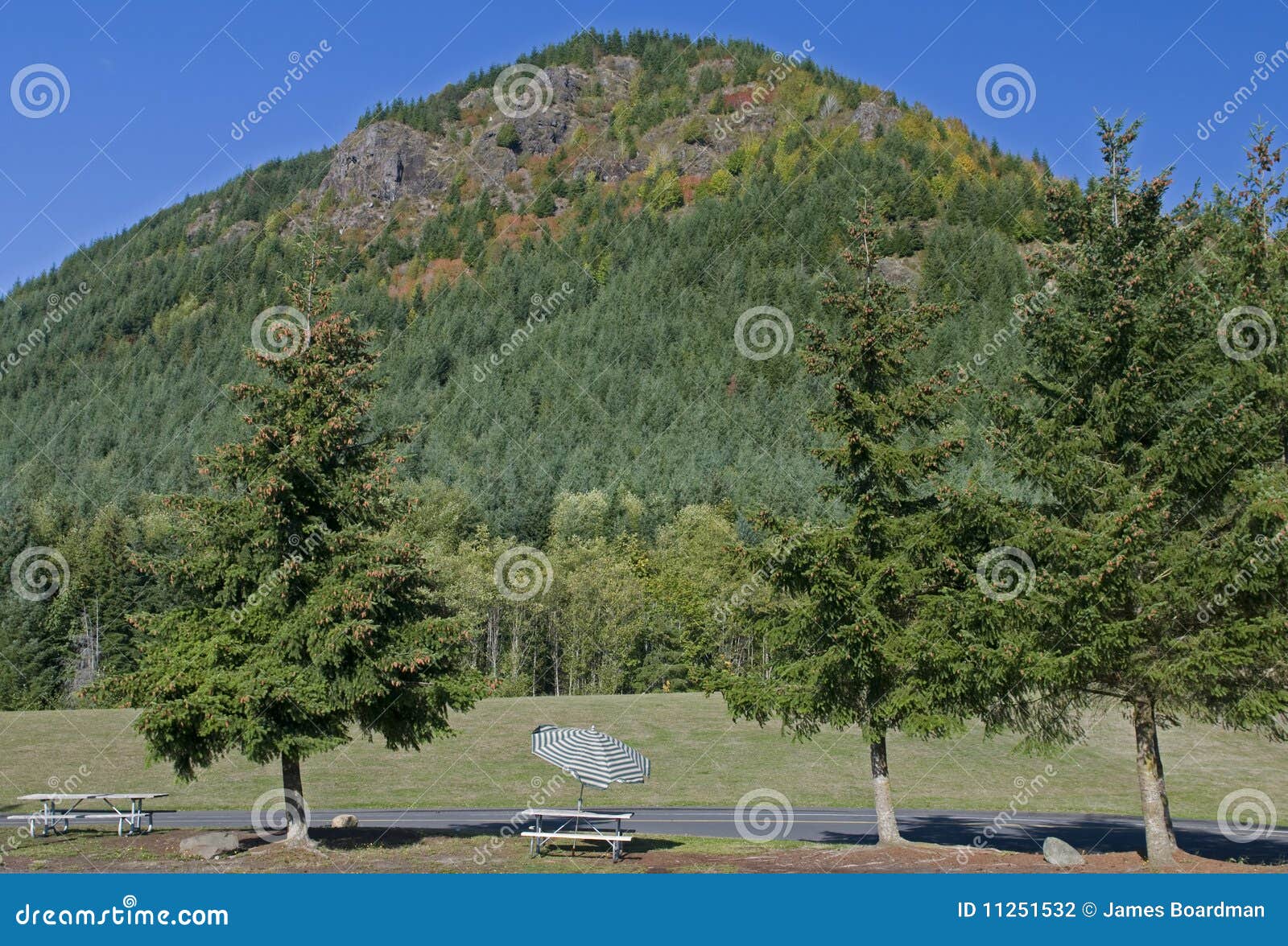 Mountain rest stop stock photo. Image of state, landscapes - 11251532