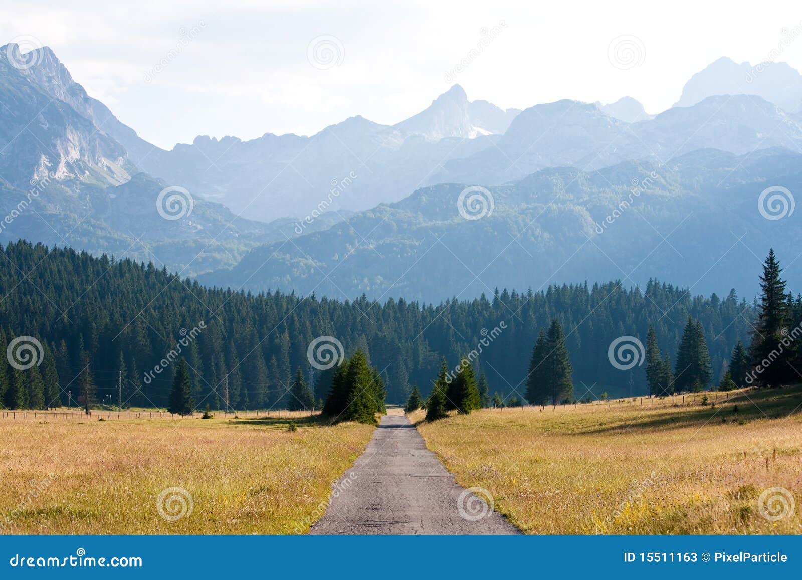 Mountain road landscape stock image. Image of landscape - 15511163