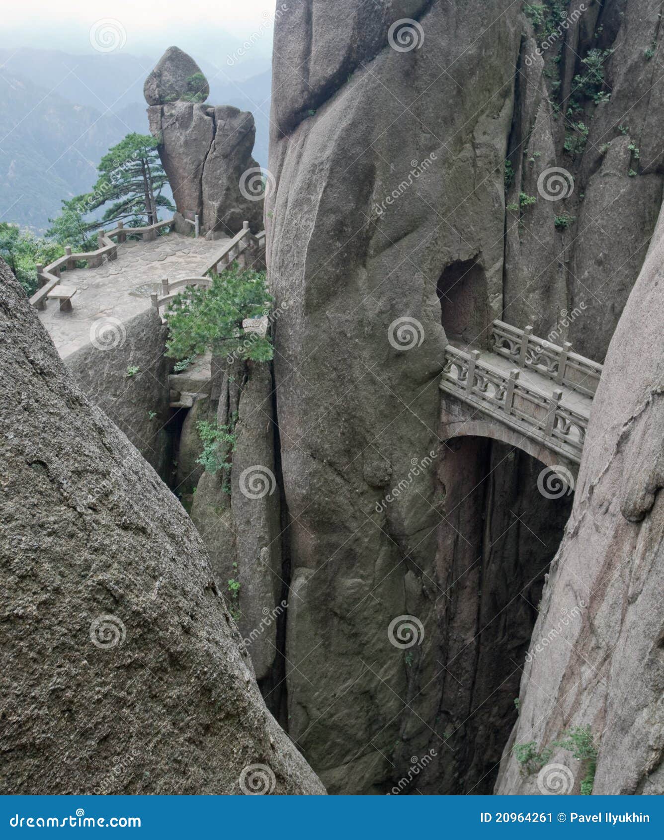 Mountain Stone Bridge, Huangshan, China Stock Image - Image of asia ...