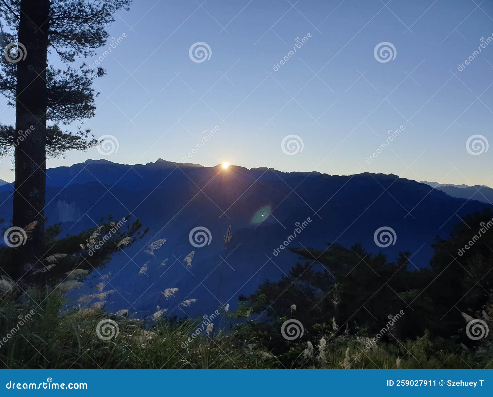 Mountain Sun Rise stock image. Image of dawn, morning - 259027911