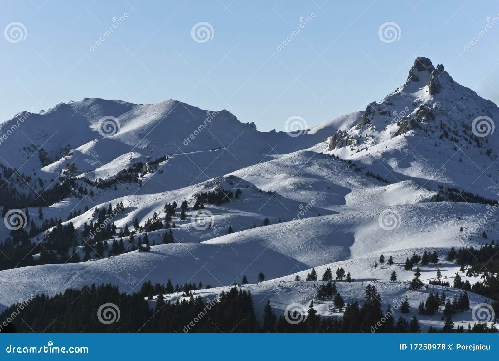 Mountain top in winter stock photo. Image of snowy, beauty - 17250978